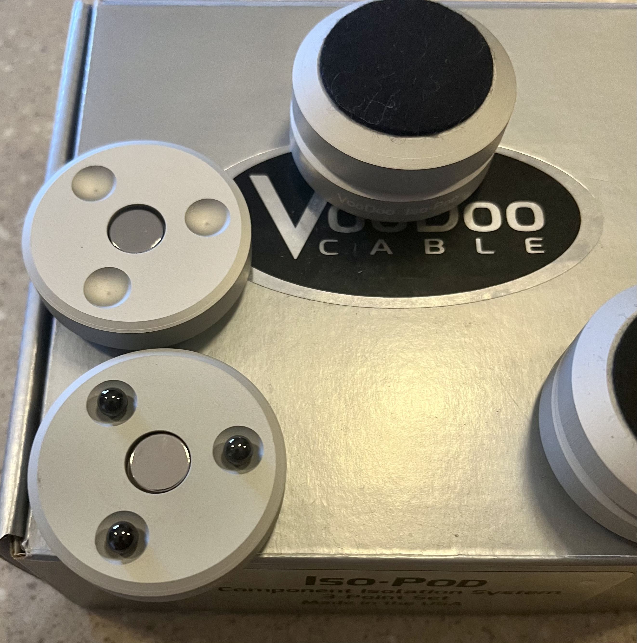 VooDoo Cables ISOPODS Component Isolation System - Hi-Fi and Cinema ...
