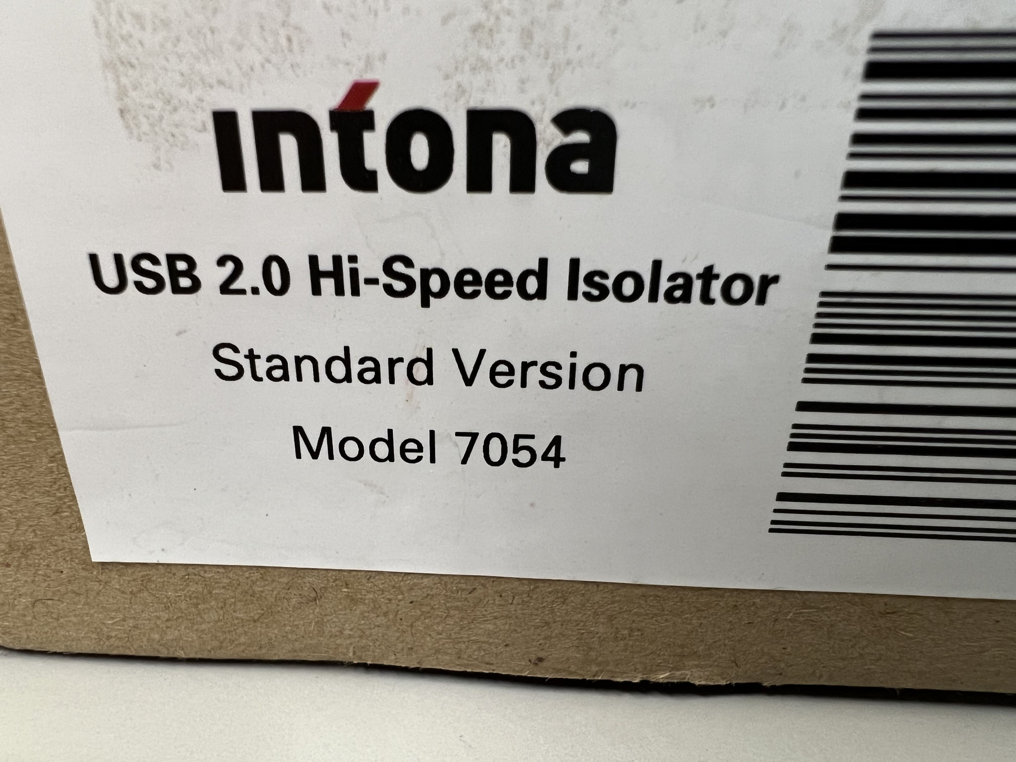 Intona USB 2.0 Isolate - Hi-Fi and Cinema Cables & Accessories - StereoNET