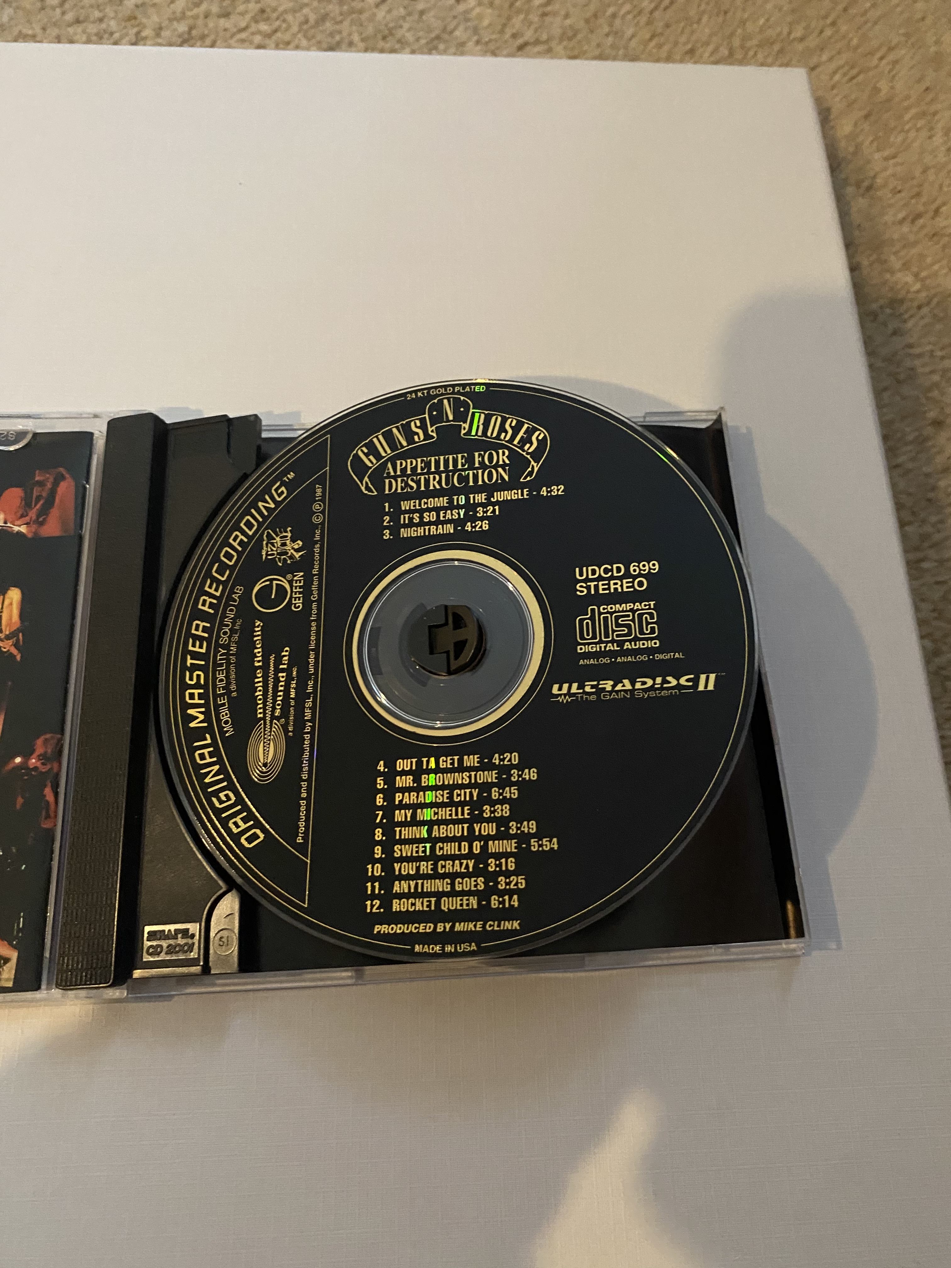 FS: ULTRA DISC Guns n’ Roses. |﻿ Vinyl, CD, and Blu-ray