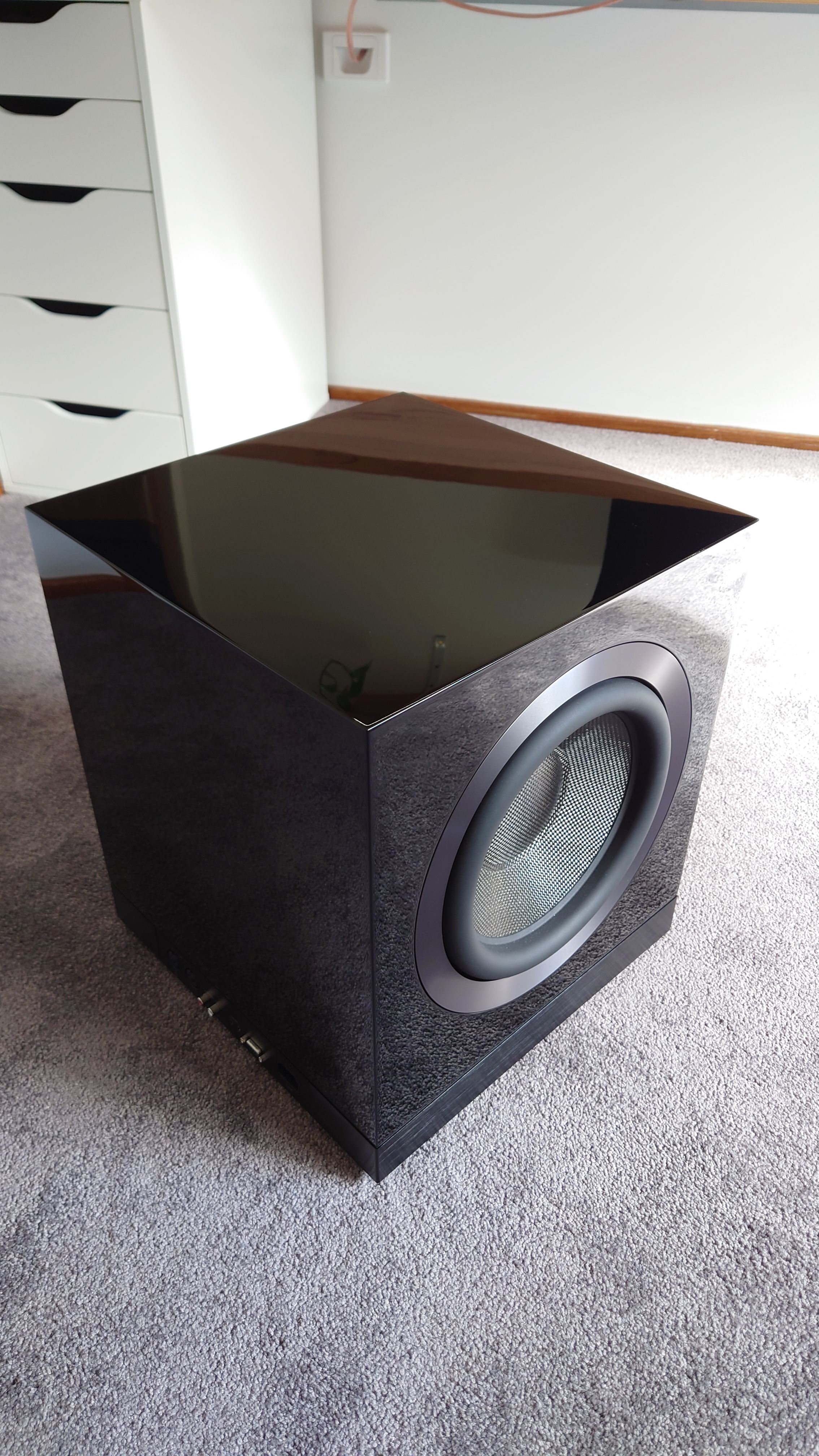 B&W DB2d subwoofer - open to offers - Stereo, Home Cinema, Headphones ...