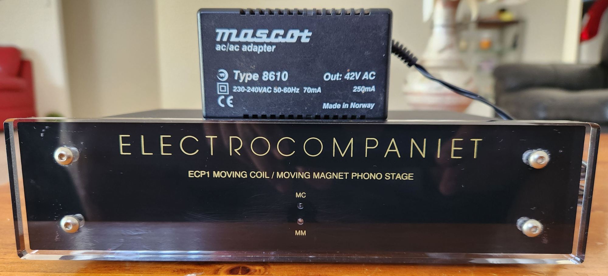 Electrocompaniet ECP1 Phono Stage MM / MC - Stereo, Home Cinema, Headphones Components - StereoNET