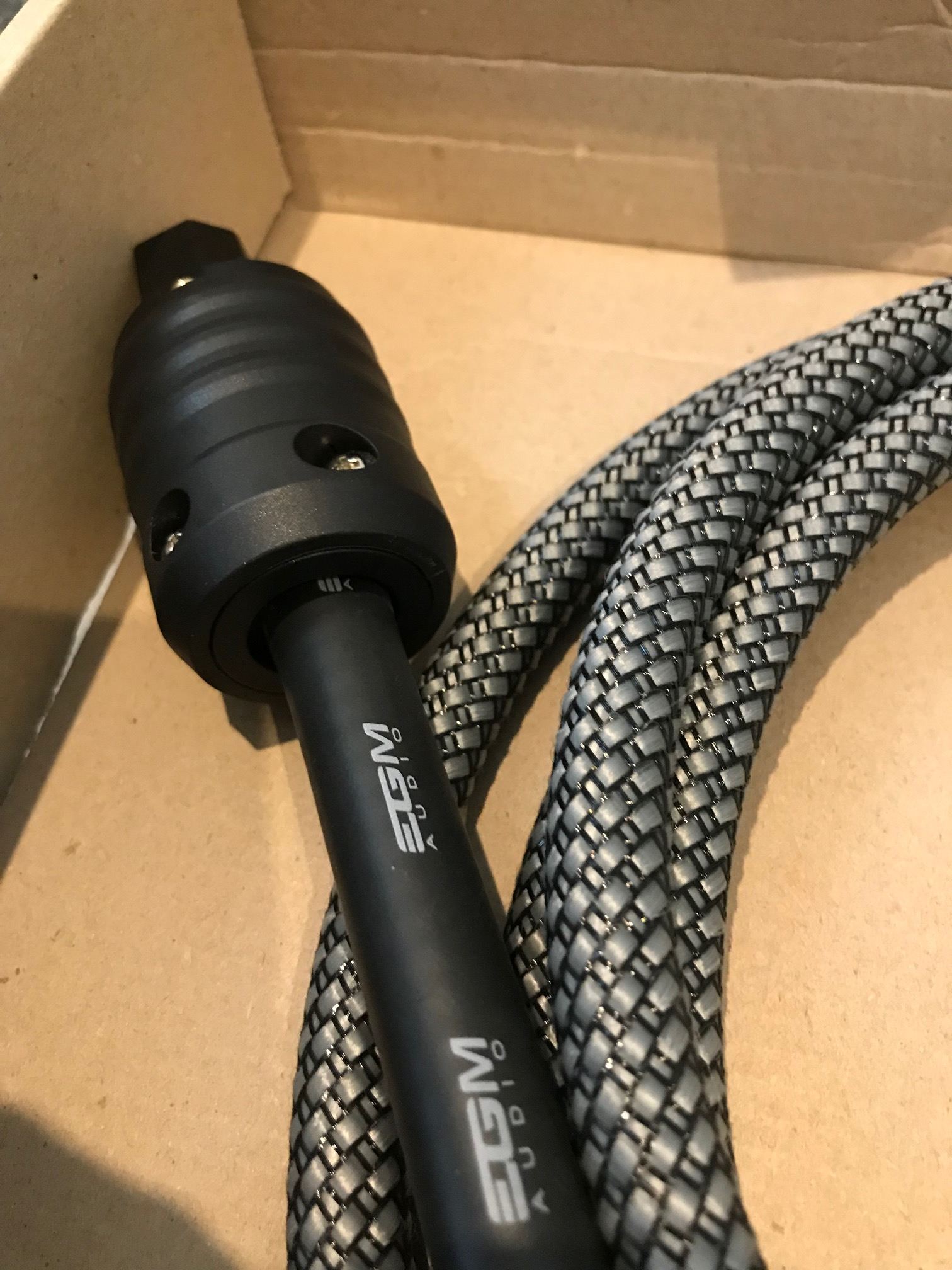 EGM Black Pearl 2.5m Power Cable (RRP $749) - Hi-Fi and Cinema Cables ...