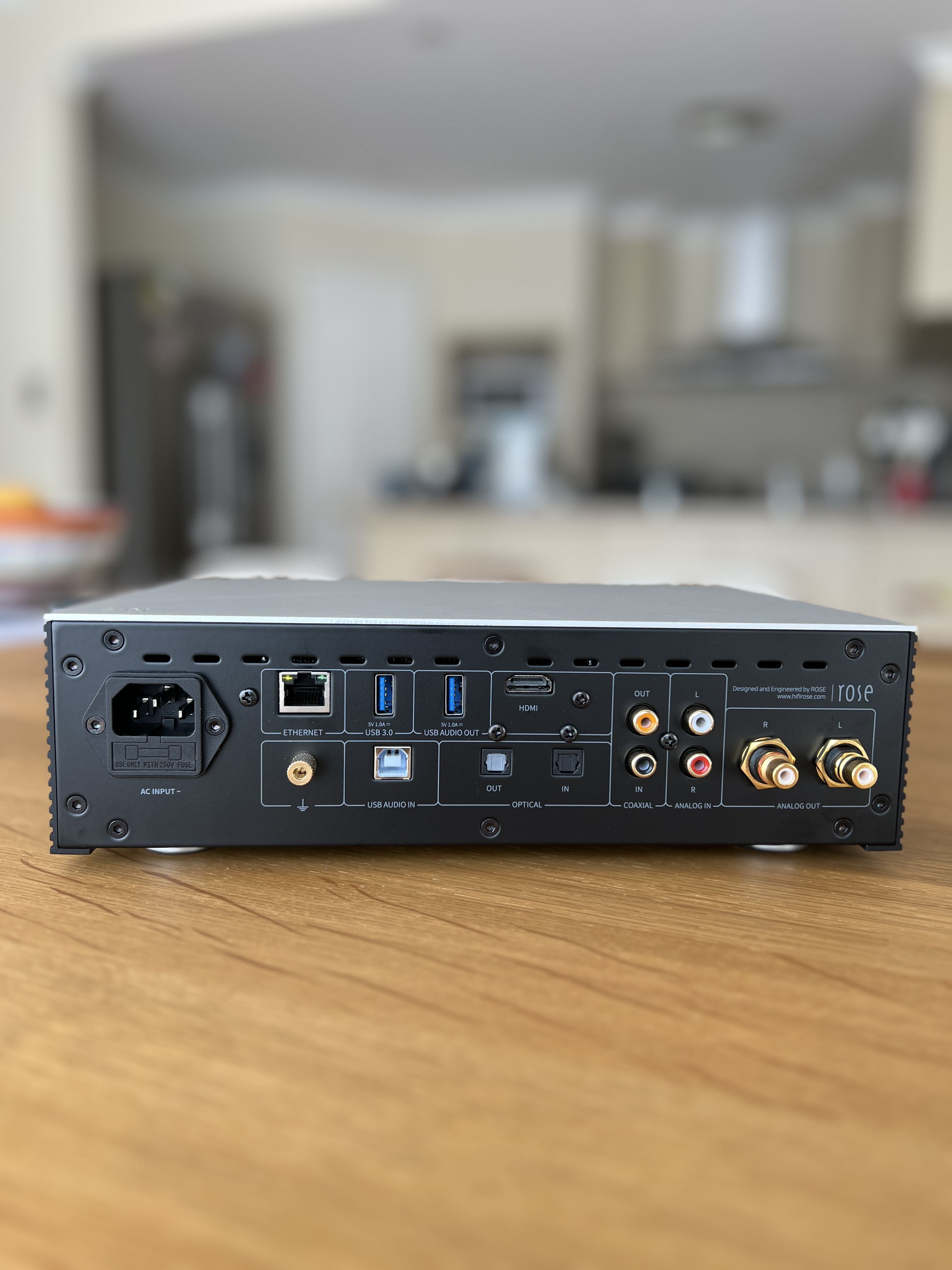 Hifi ROSE RS250 Streaming DAC |﻿ Stereo, Home Cinema, Headphones Components