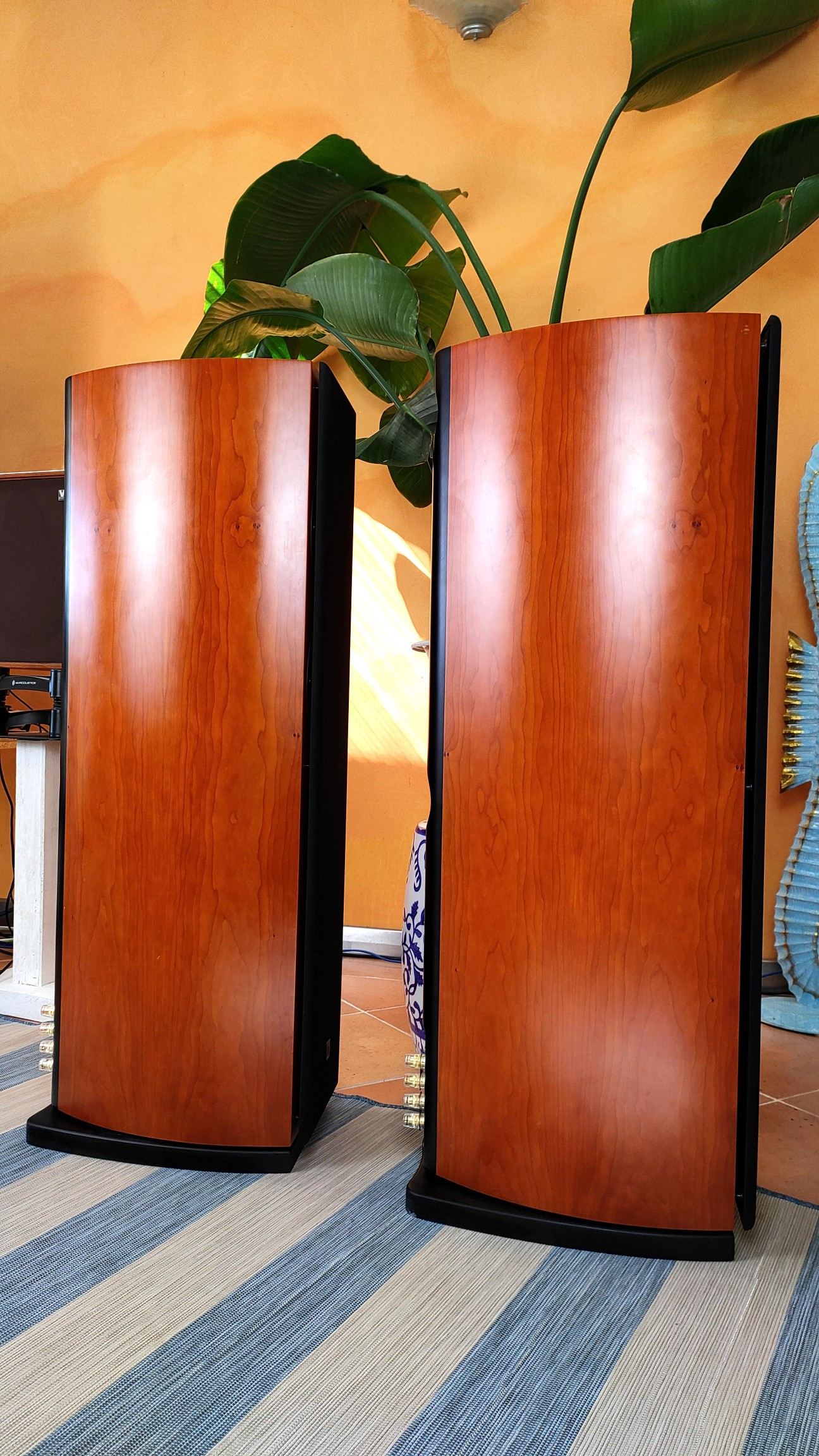 Orpheus Aurora 3.3 Floorstandig Speakers - Stereo, Home Cinema ...