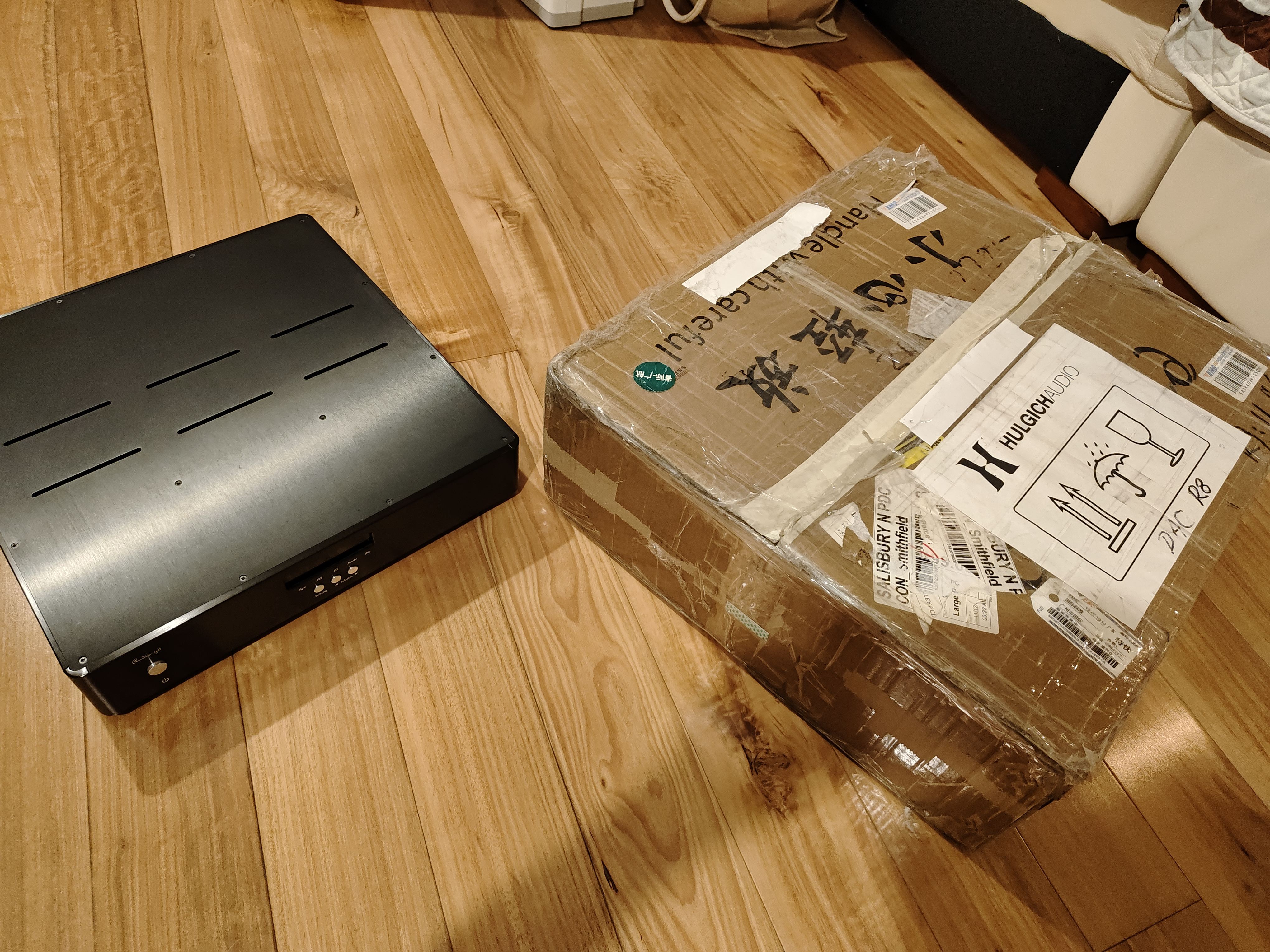 Audio GD R8 (2021 version) MK2 R2R DAC - Stereo, Home Cinema ...