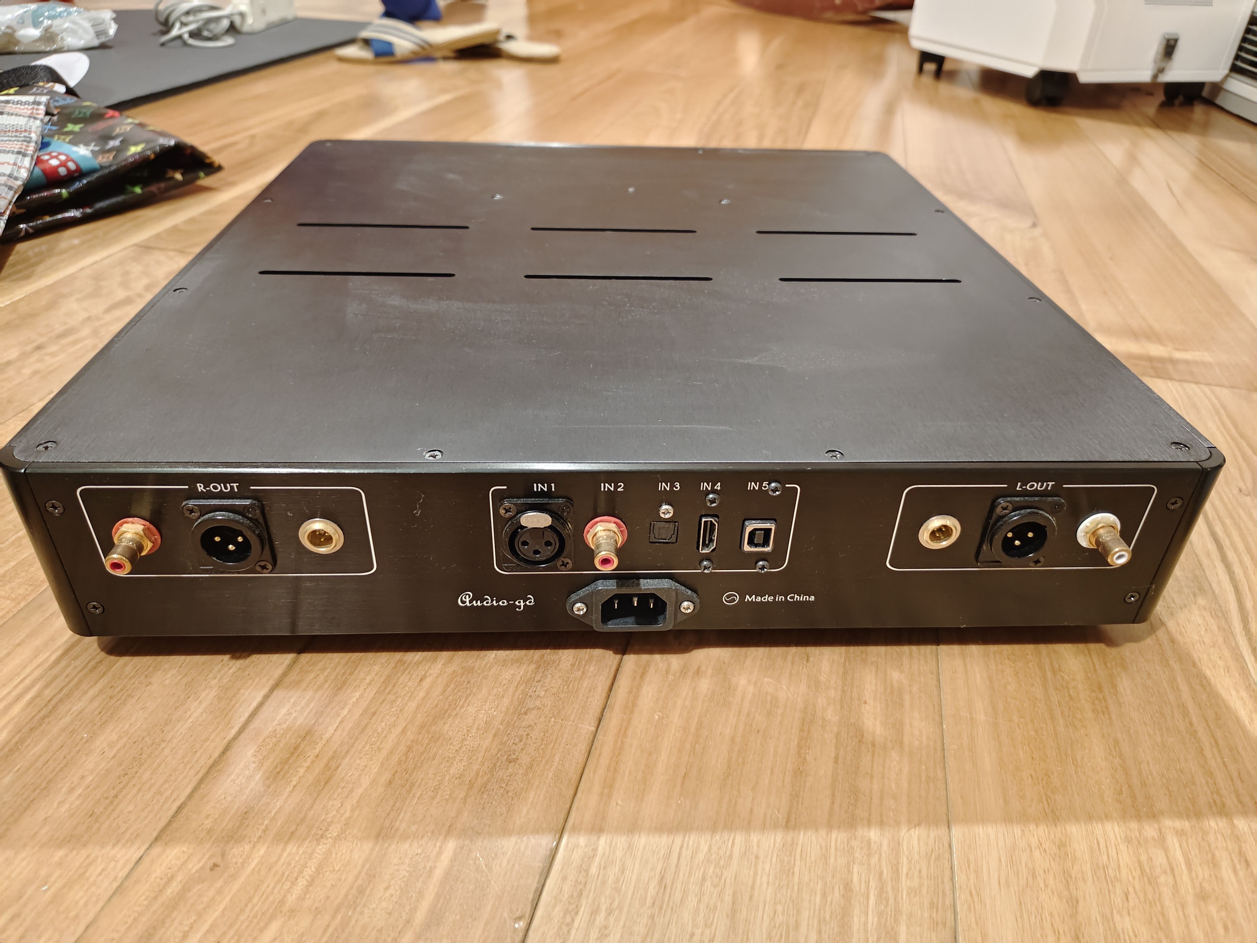 Audio GD R8 (2021 version) MK2 R2R DAC - Stereo, Home Cinema ...