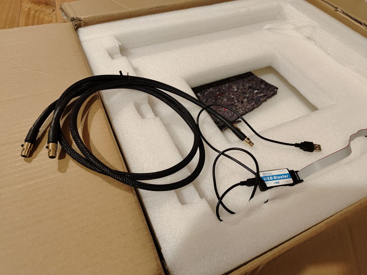 Audio GD R8 (2021 version) MK2 R2R DAC - Stereo, Home Cinema ...