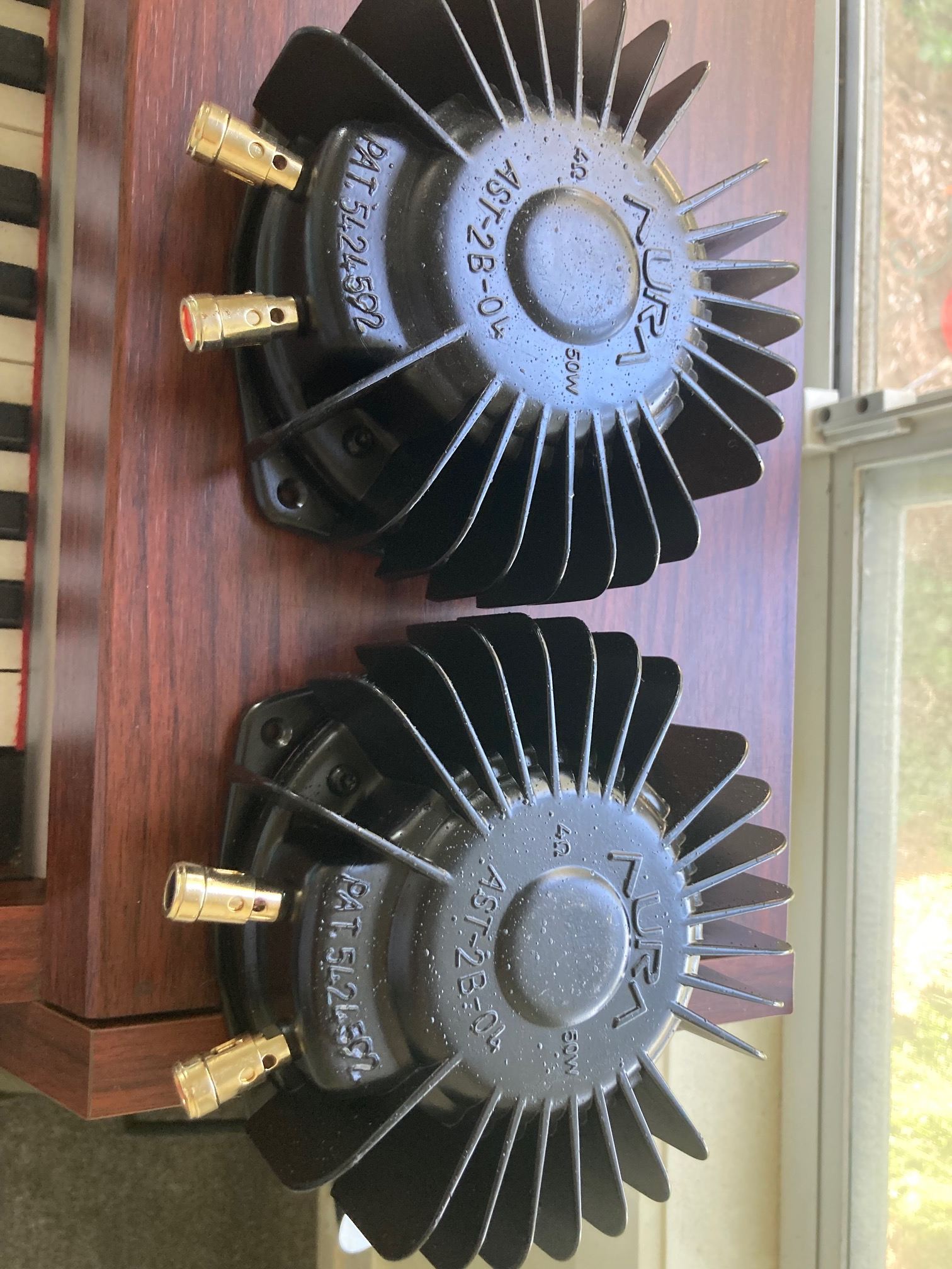 2 x Aurasound AST-2B-4 Pro Bass Shaker and Nobsound amp - Stereo, Home Cinema, Headphones ...