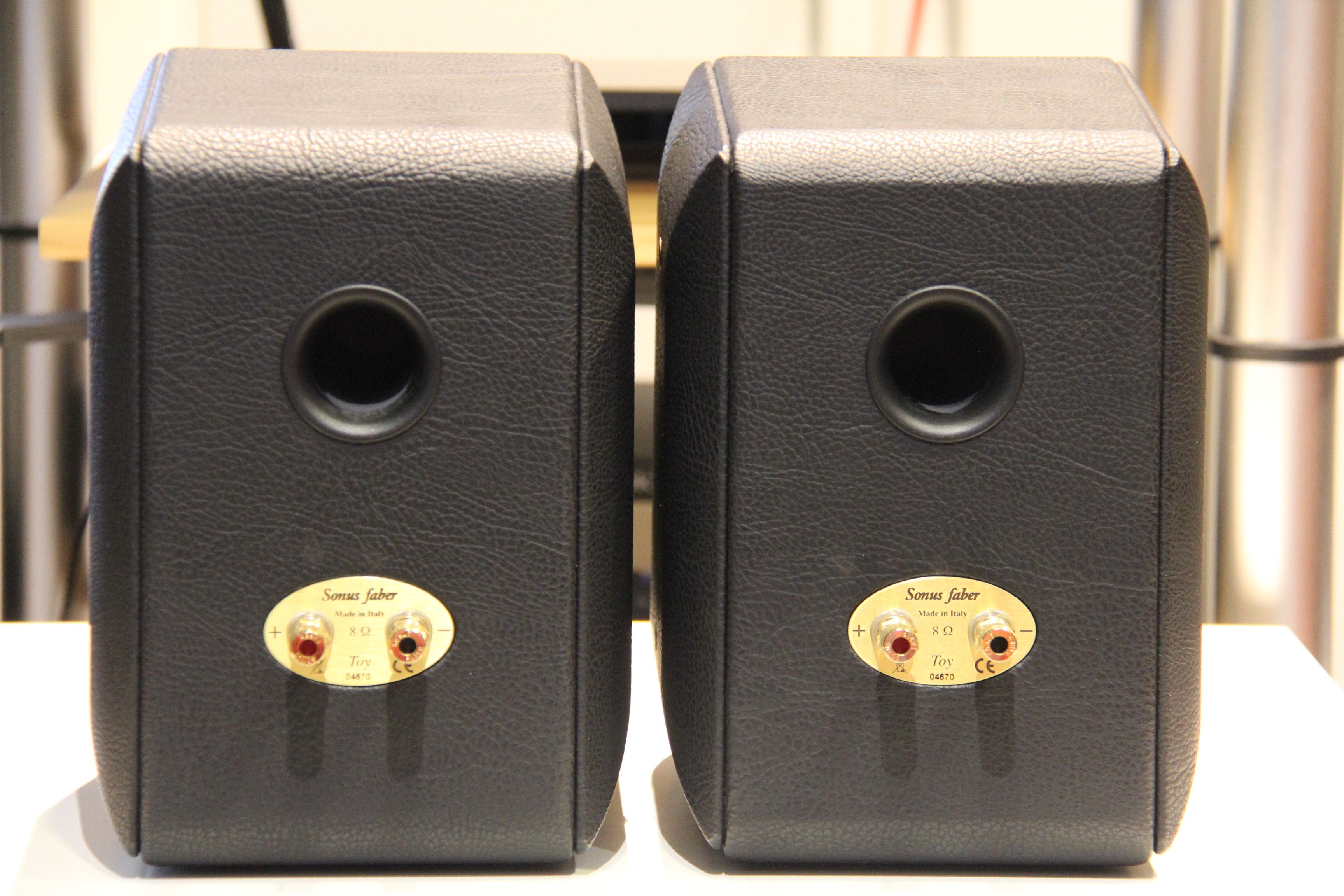 Sonus Faber Toy Bookshelf Speakers - Commercial Classifieds - StereoNET