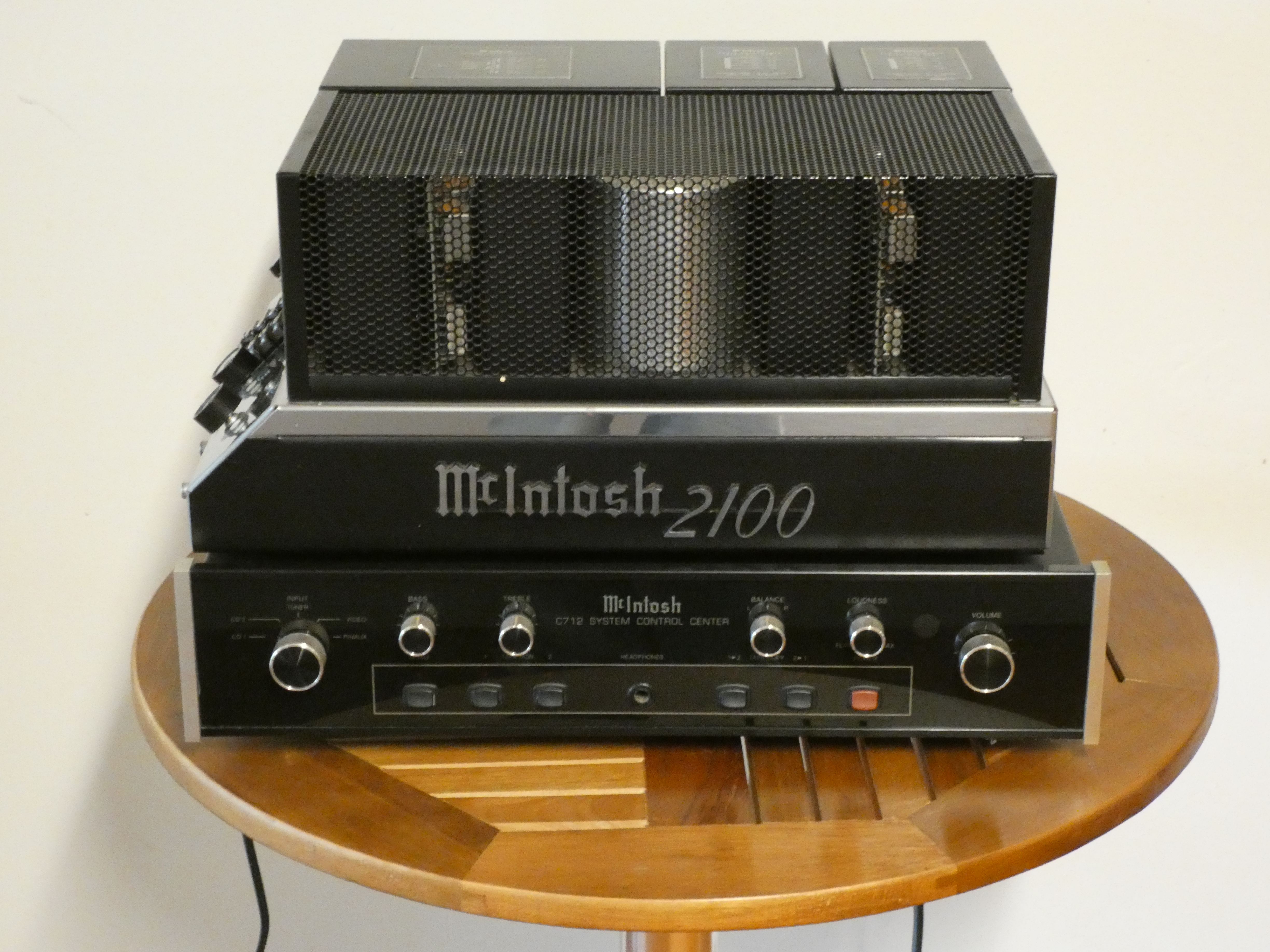 McIntosh MC2100 and C712 - Stereo, Home Cinema, Headphones Components ...