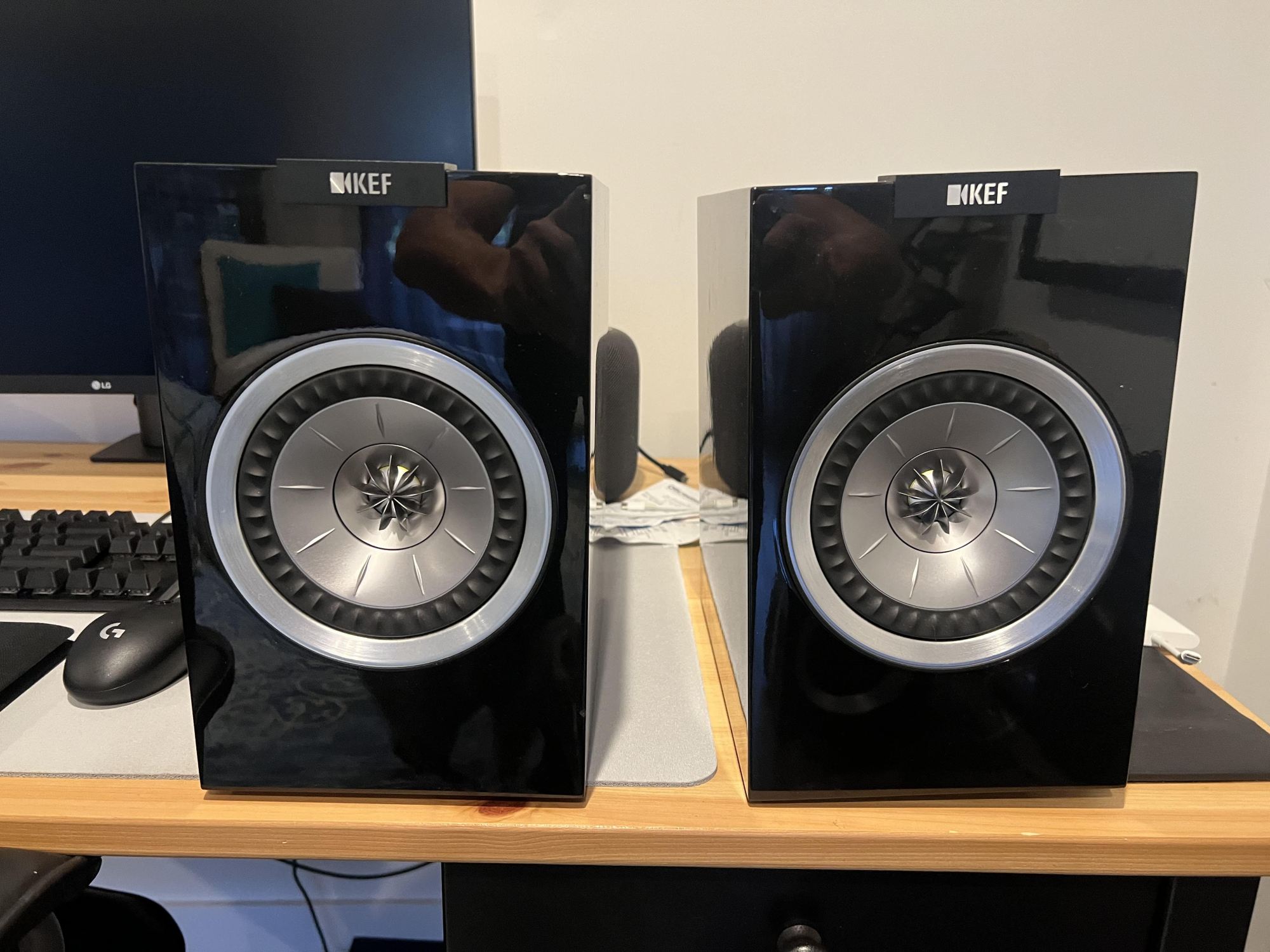 KEF R100 Passive bookshelf Speakers - Stereo, Home Cinema, Headphones ...