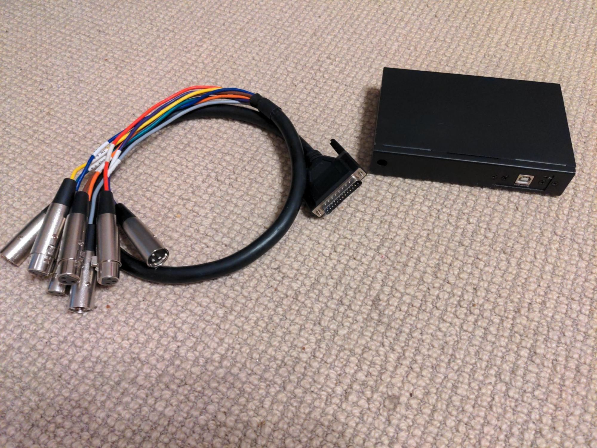 MiniDSP UDIO-8 8 Channel USB to AES/EBU Interface - Stereo, Home Cinema ...