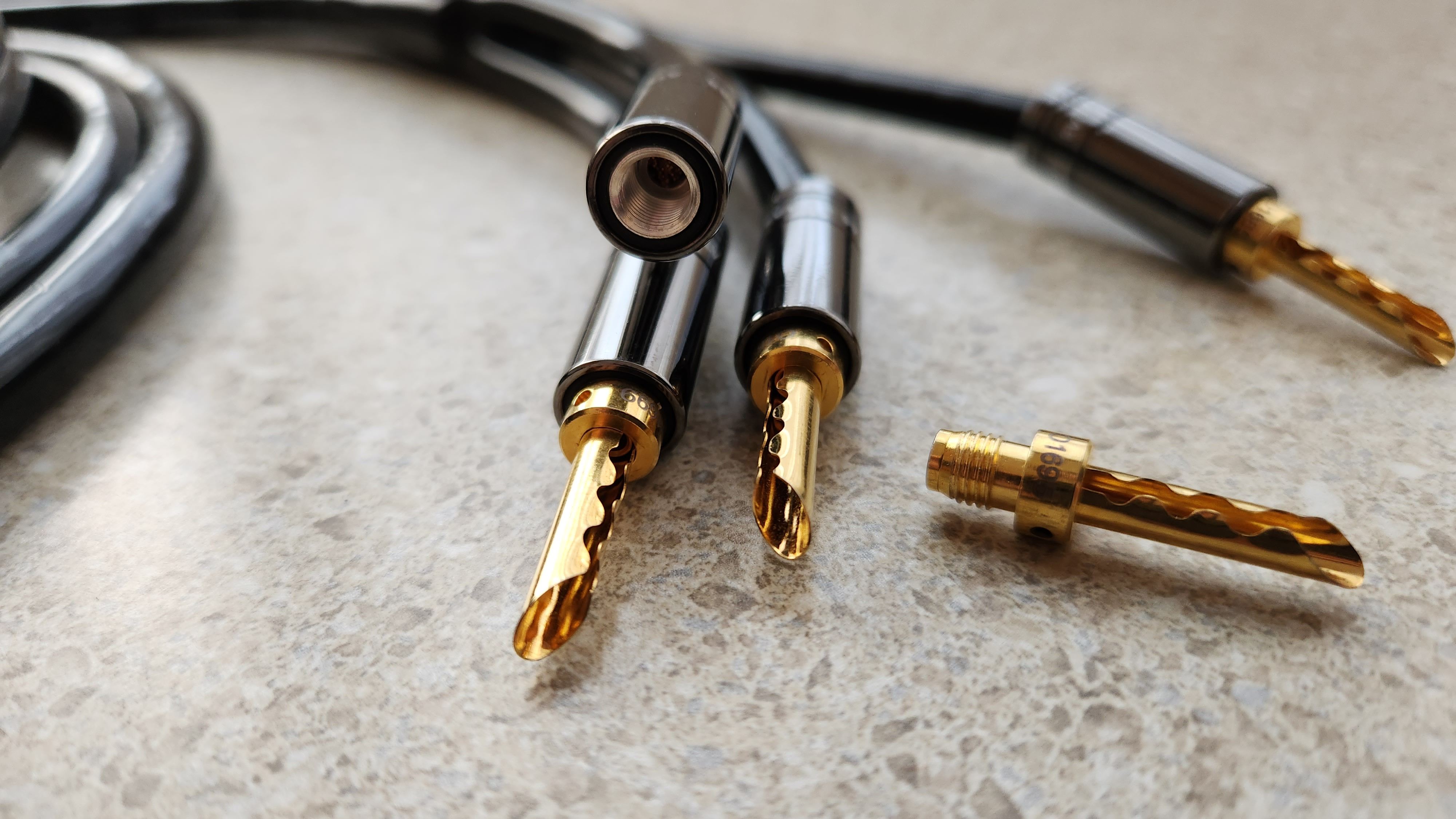 2.5m Atlas Hyper 3.5 Speaker Cable with Atlas Transpose Conn - Hi-Fi ...