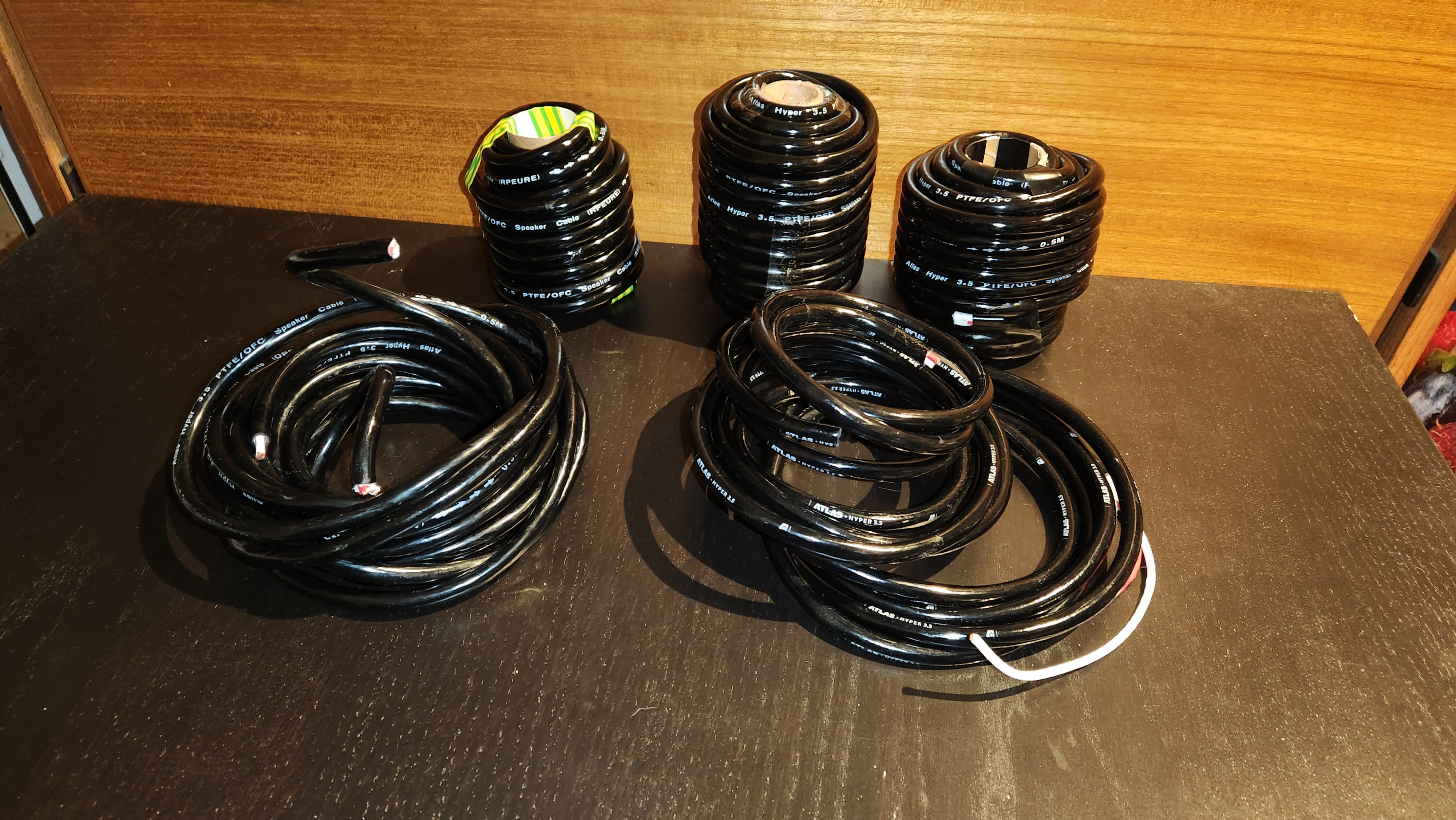 30m Atlas Hyper 3.5 Speaker Cable (per metre) - Hi-Fi and Cinema Cables ...