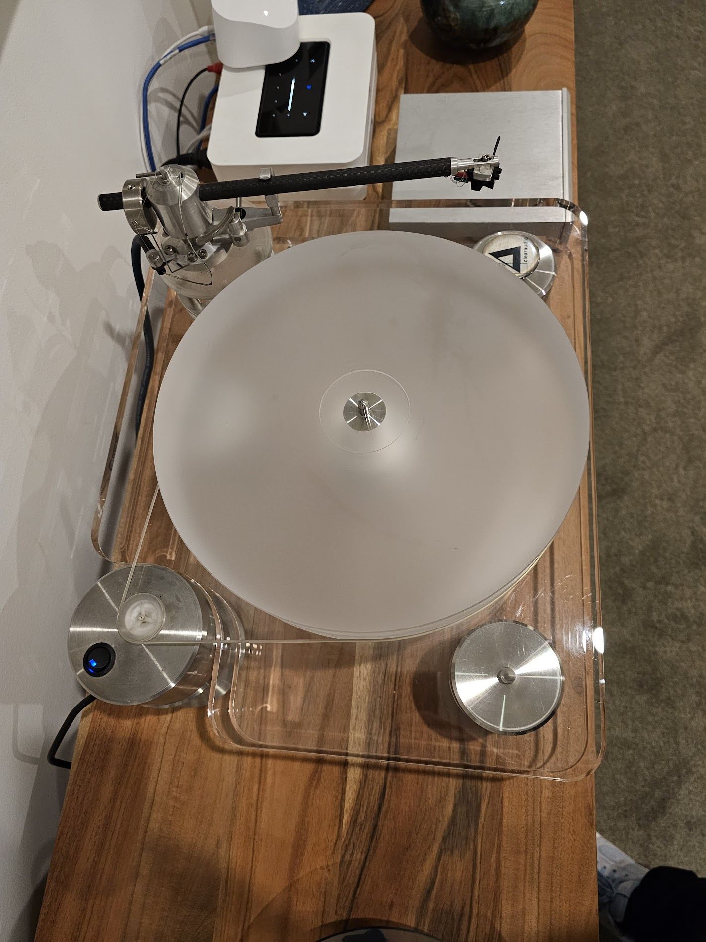 Clearaudio Champion 2 with Unify carbon arm - Stereo, Home Cinema ...