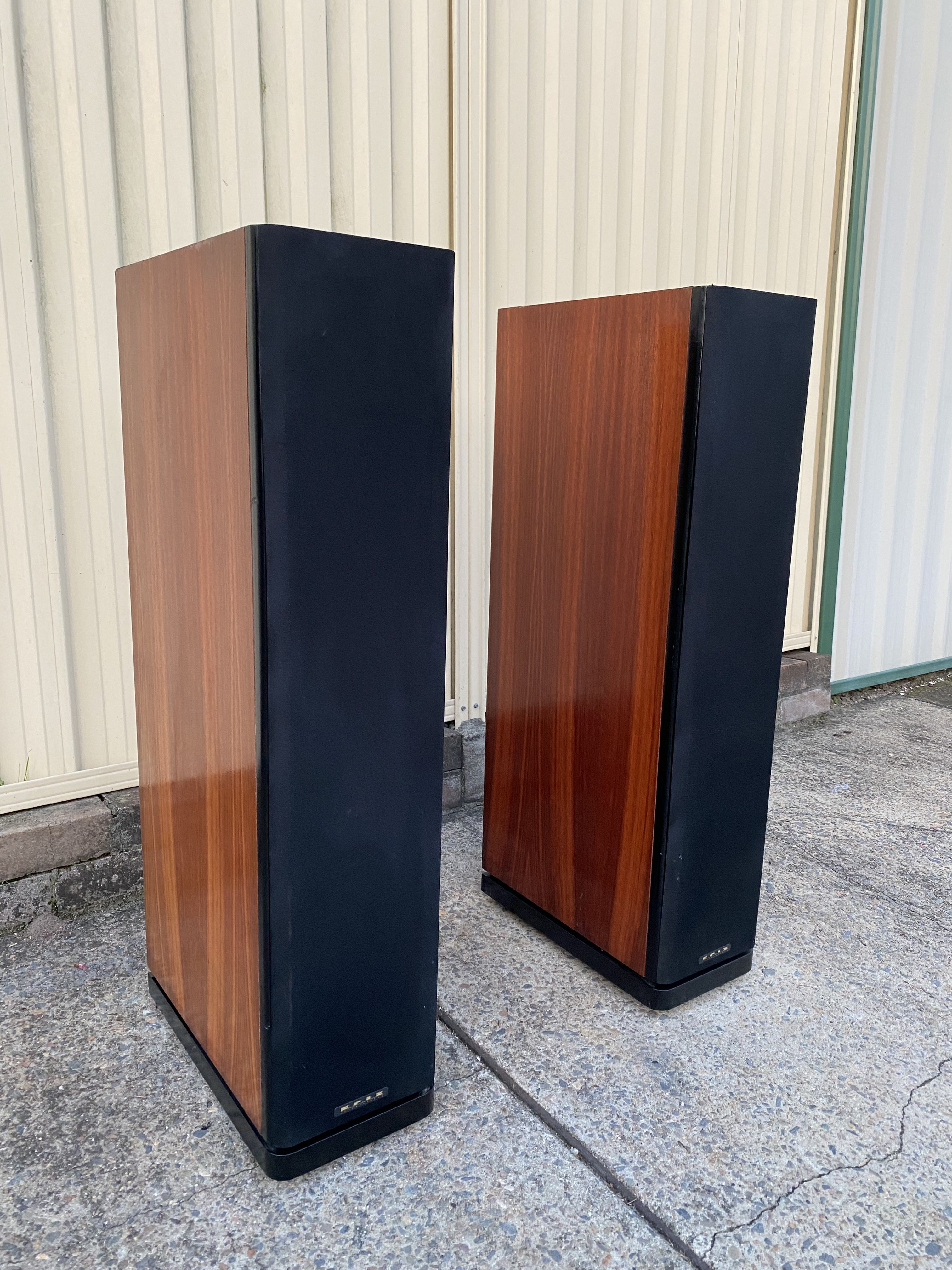 KRIX euphonix FLOOR STANDING SPEAKERS JARRAH - Stereo, Home Cinema ...