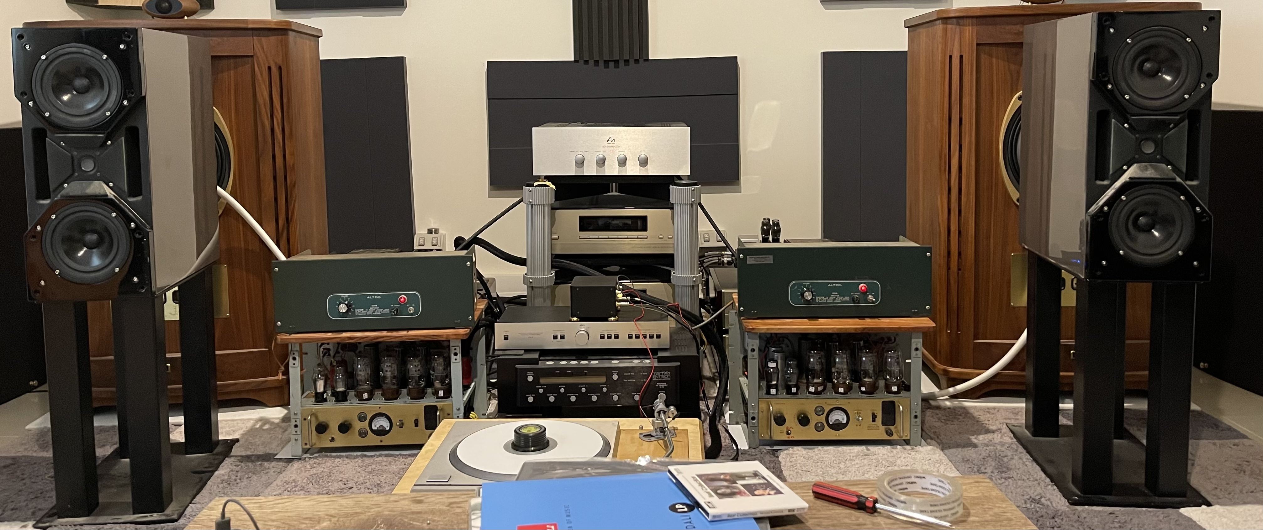 Wilson Audio CUB 1 bookshelf speakers |﻿ Stereo, Home Cinema ...