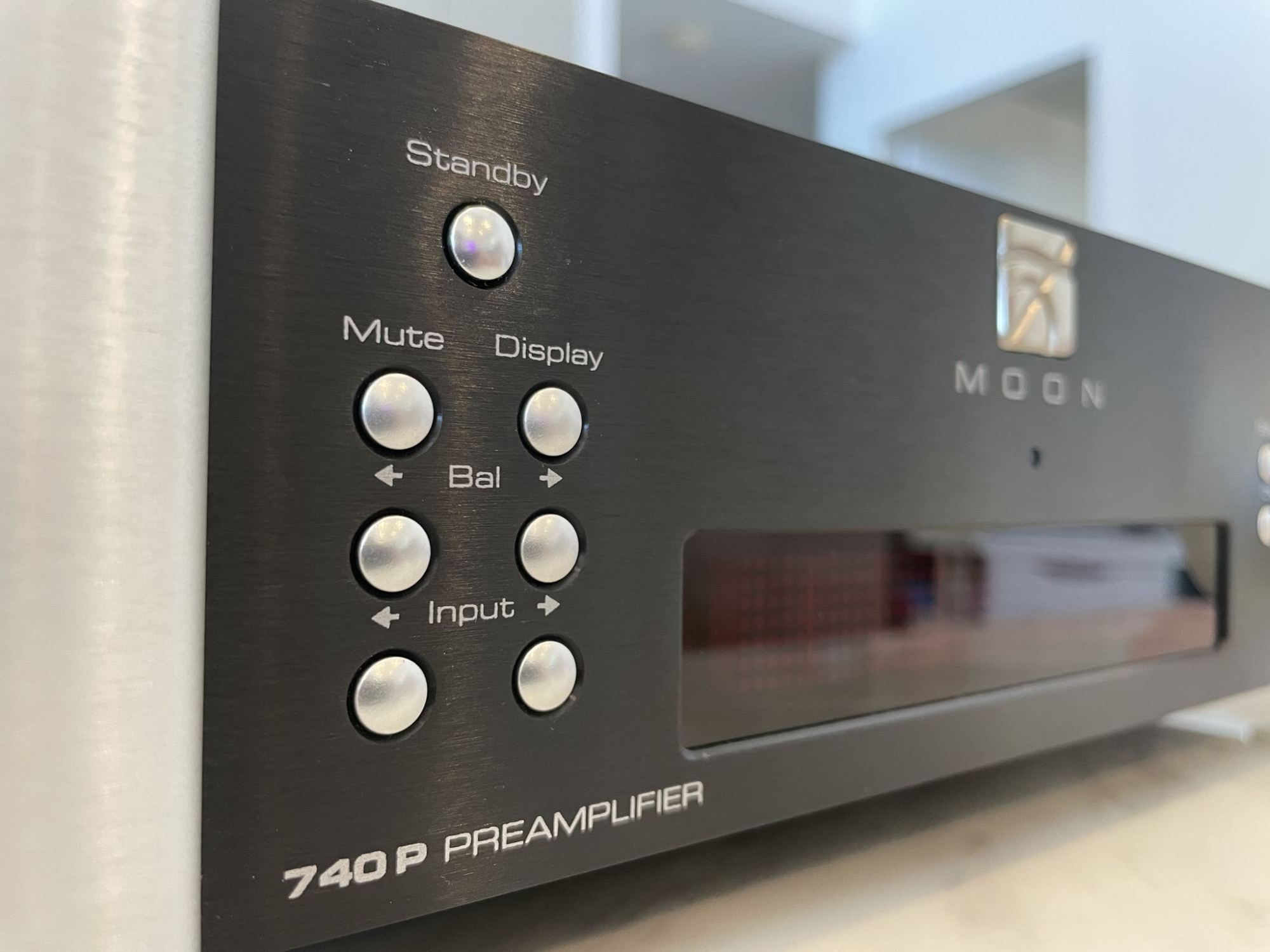 Simaudio Moon 740P pre-amplifier - Stereo, Home Cinema, Headphones ...
