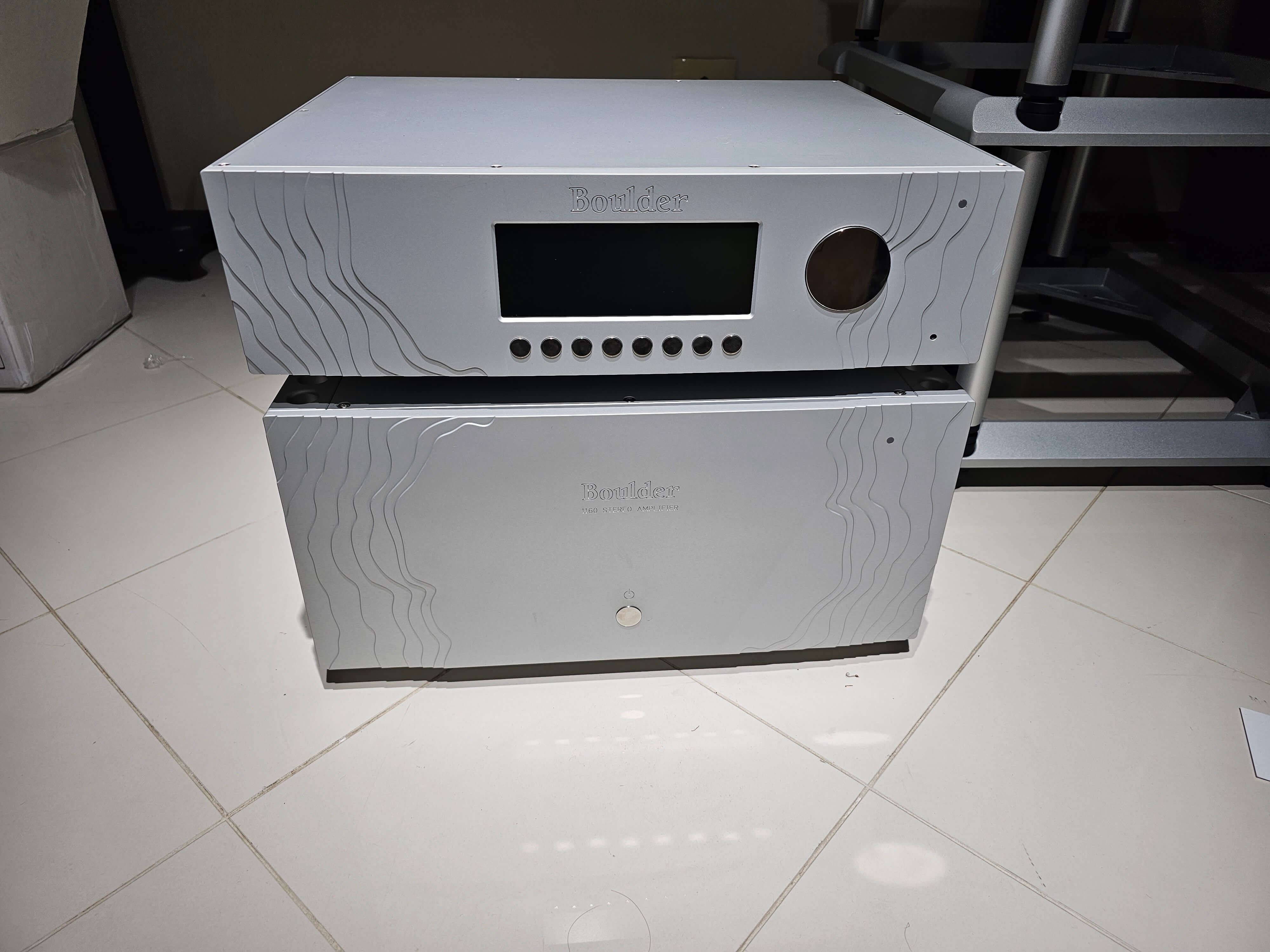Boulder 1160 Power & 1110 Pre amps - Stereo, Home Cinema, Headphones ...