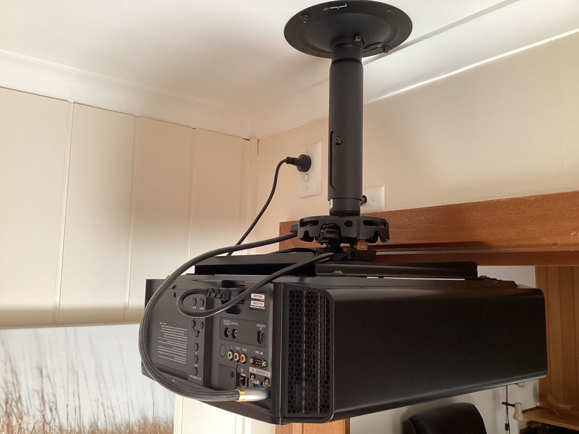 JVC DLA-X35B 1080p Projector and Peerless Ceiling Mount - Stereo, Home ...