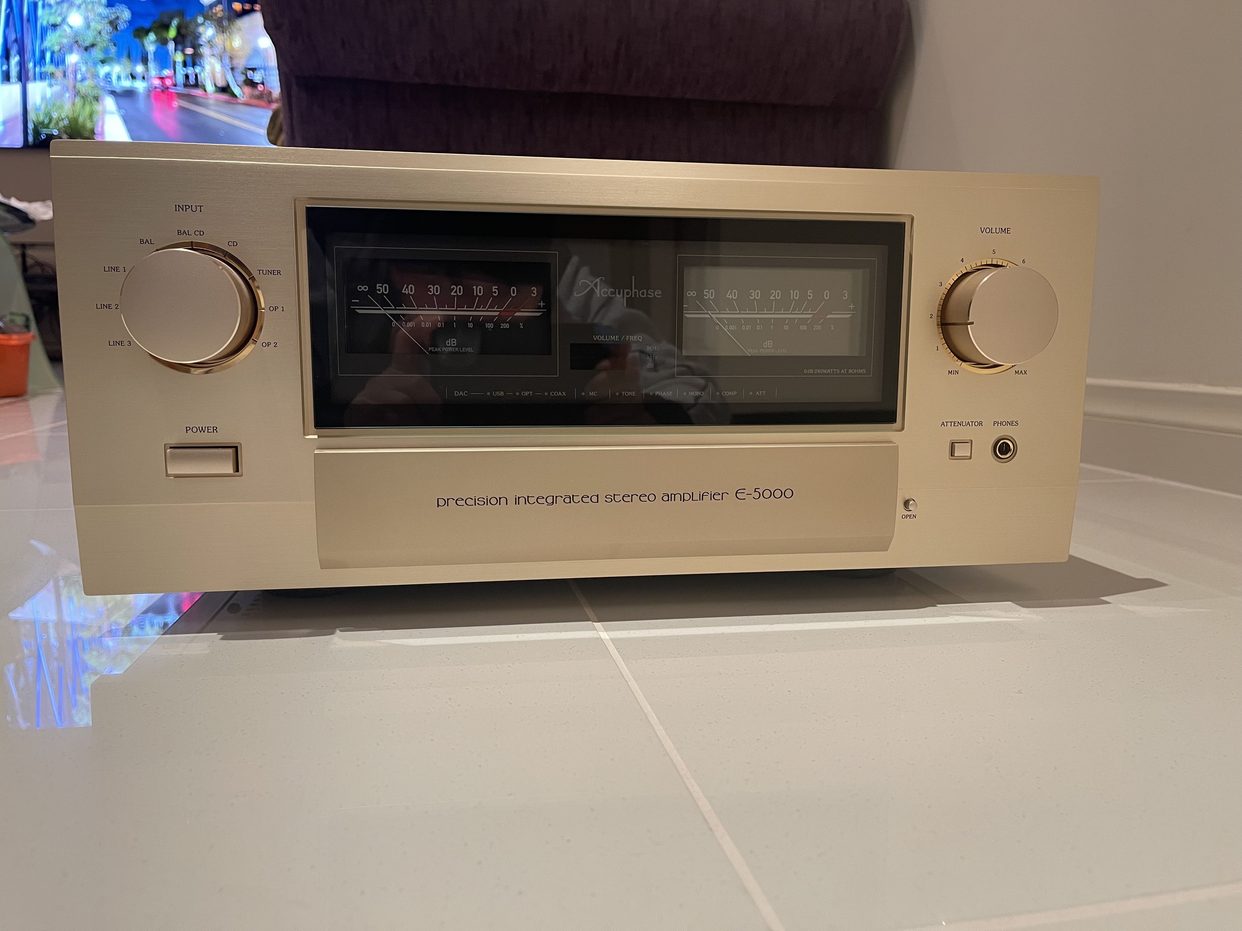 Accuphase E-5000 Flagship Integrated Amplifier - Stereo, Home Cinema, Headphones Components ...