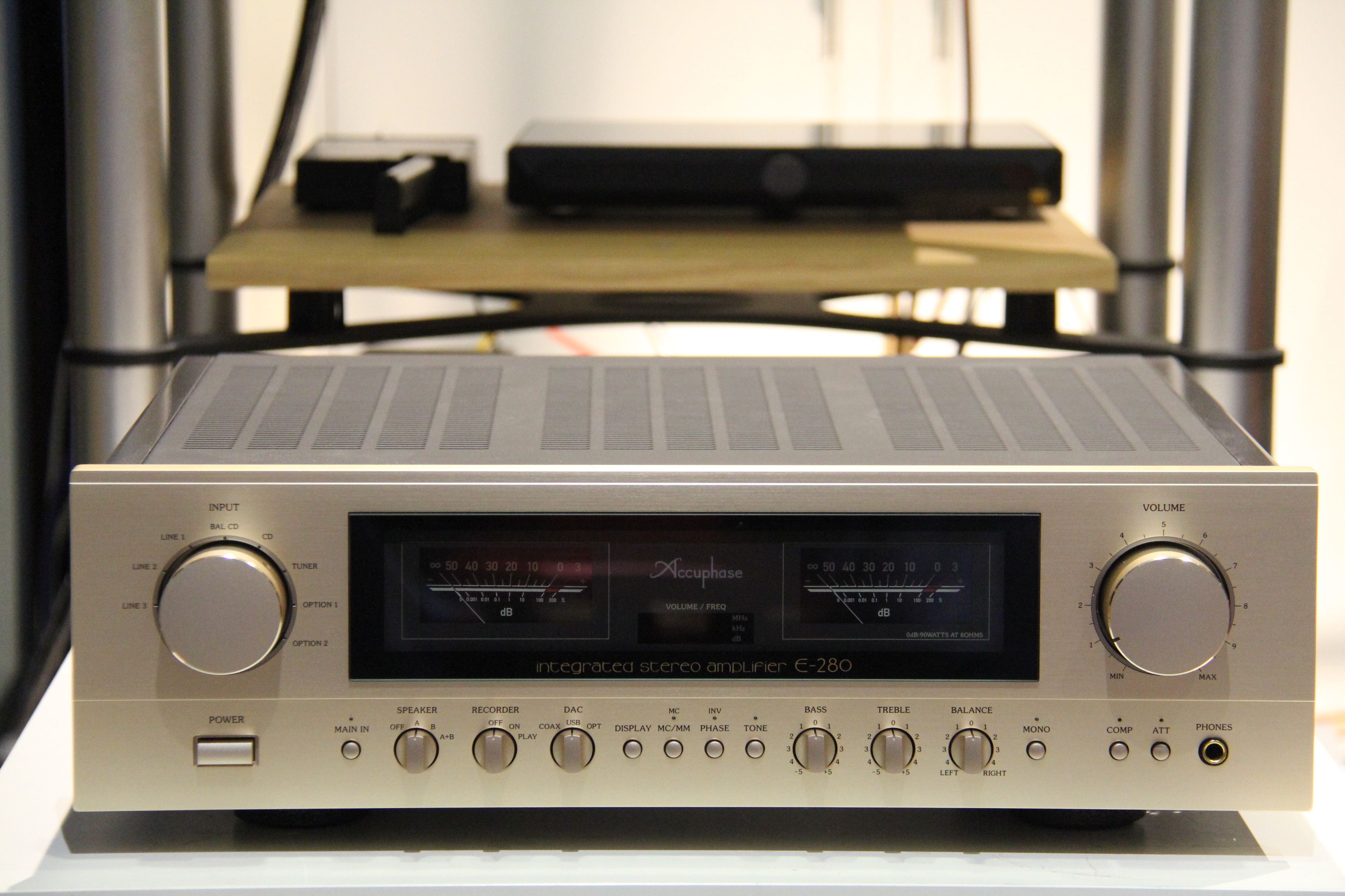 Accuphase E-280 Integrated Amplifier - Commercial Classifieds - StereoNET