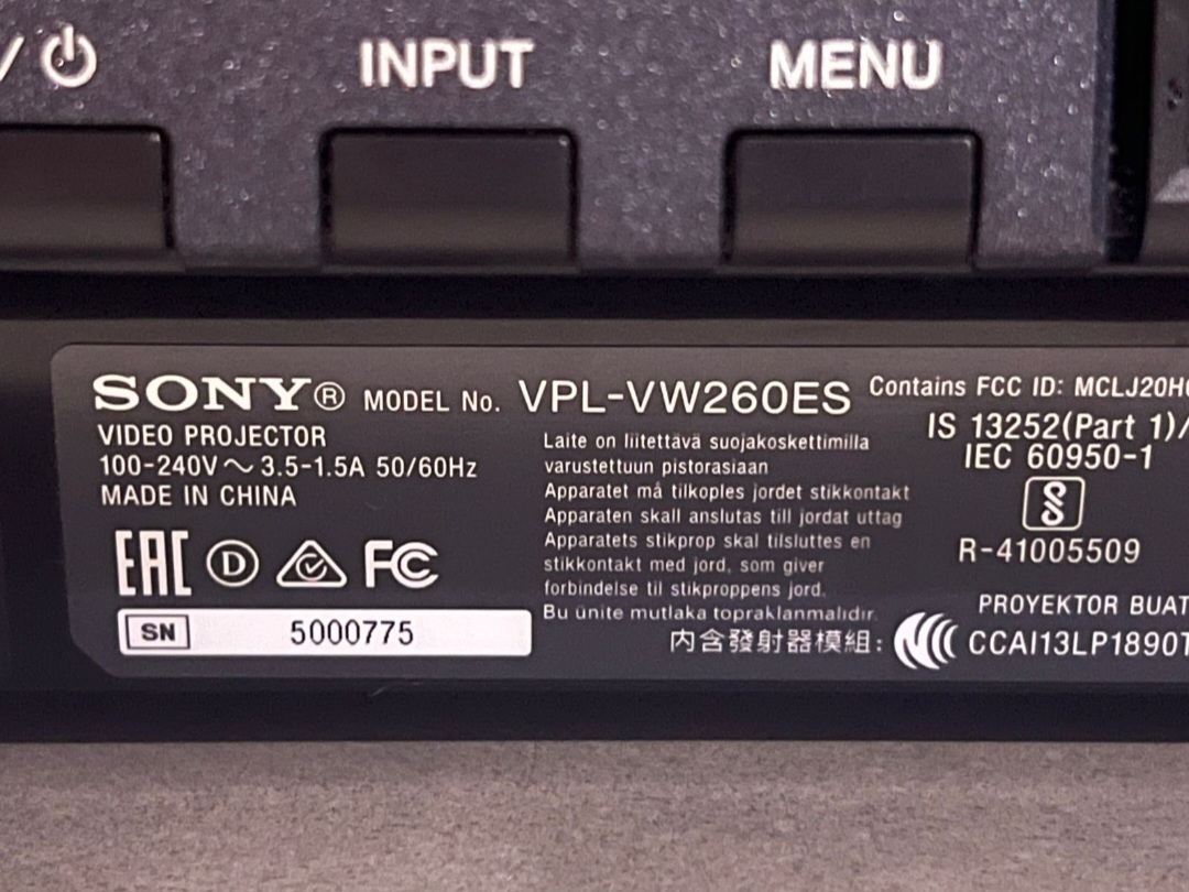 Sony Native 4K Projector VPL-VW260ES - Stereo, Home Cinema, Headphones Components - StereoNET