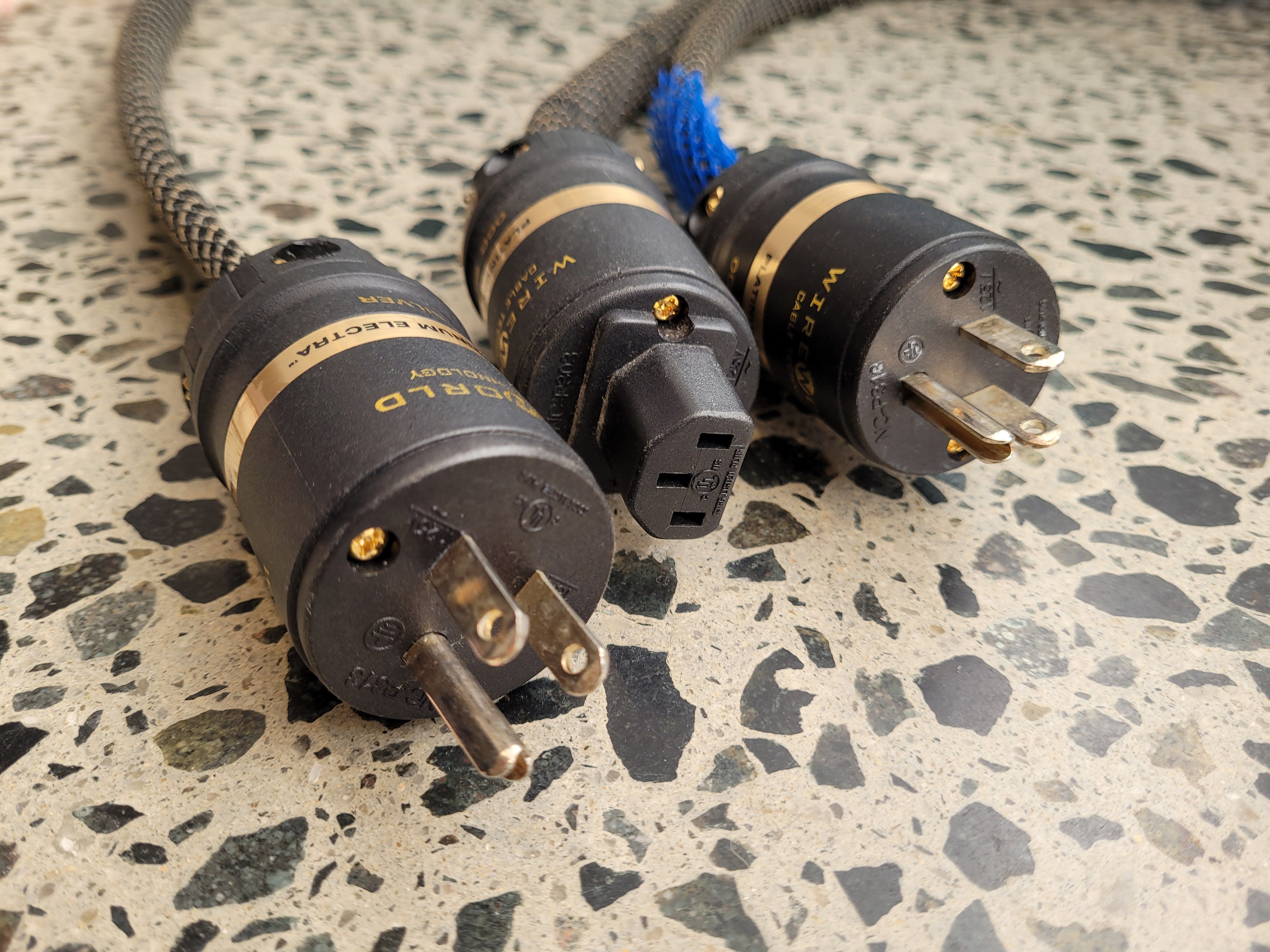 Wireworld Platinum Electra 7 Power cables (US plug, C15, 1m) - Hi-Fi ...