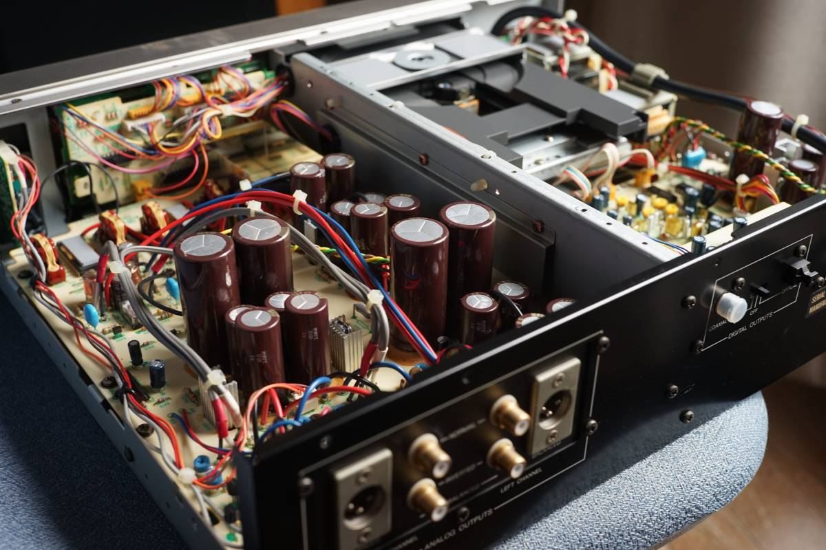 NEC CD-10 Cd Player Philips Crown TDA1541 - Stereo, Home Cinema ...