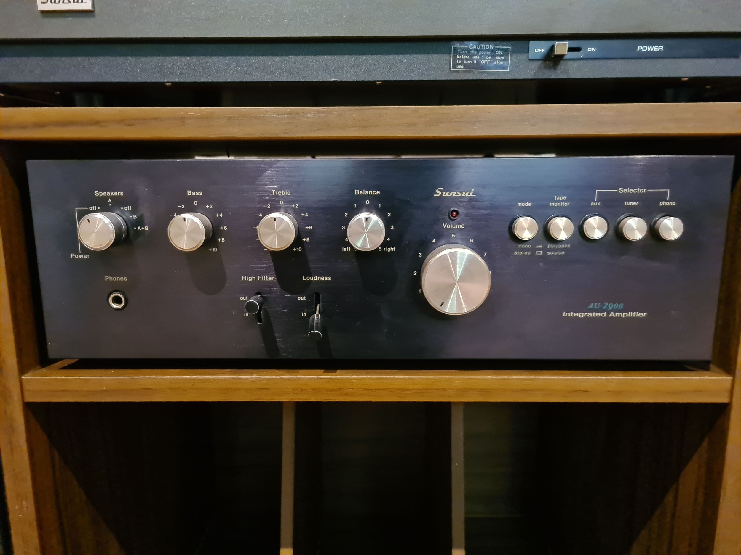 SOLD ELSEWHERE: Sansui Amp, Turntable, Speakers & Stand for restoration ...