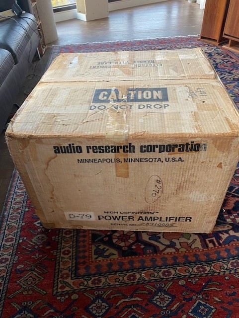 SOLD ELSEWHERE: AUDIO RESEARCH D79 VALVE / AMPLIFIER 75WRMS / Ch SILVER ...