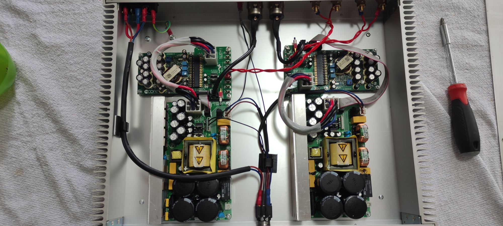 Nord Hypex NC500 dual mono stereo power amplifier - Stereo, Home Cinema ...