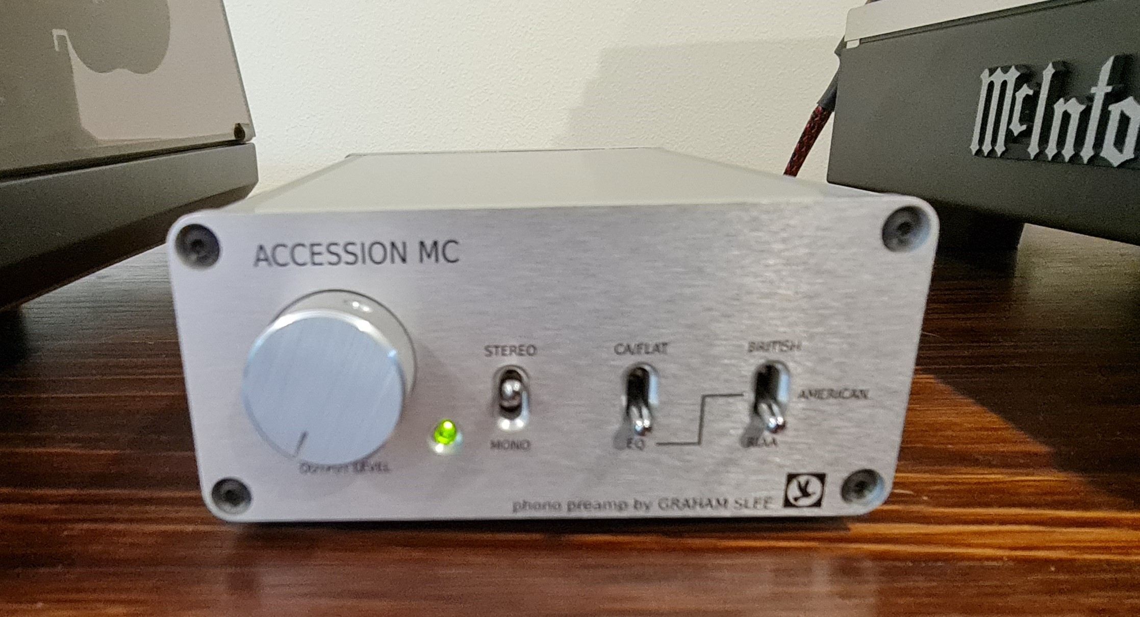 Graham Slee Accession MC Phono, Enigma PSU1 & Isotek Premier - Stereo ...