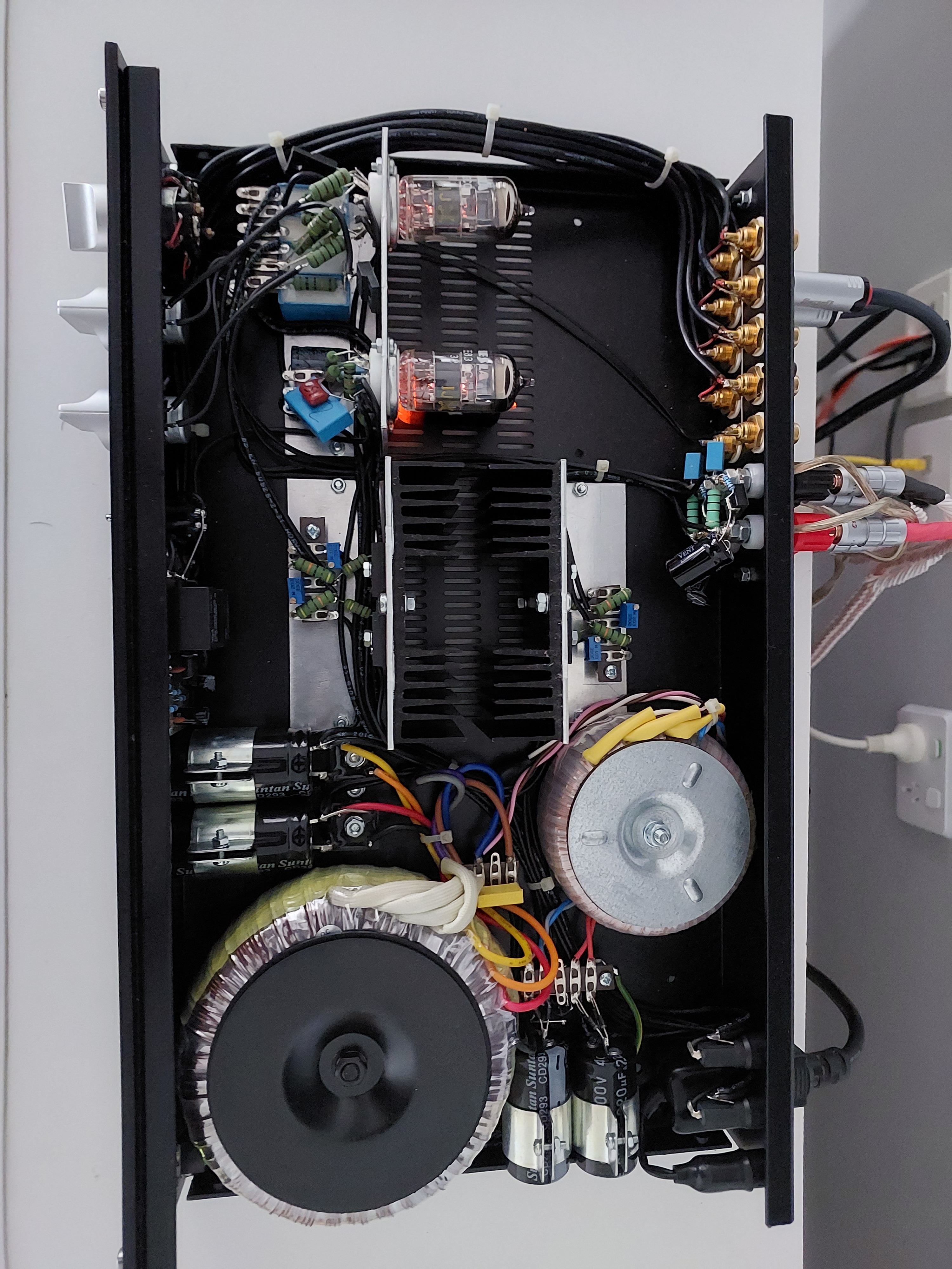 NOS Tube Tesla E83CC Frame Grid -JAC Music Germany - Hi-Fi and Cinema ...