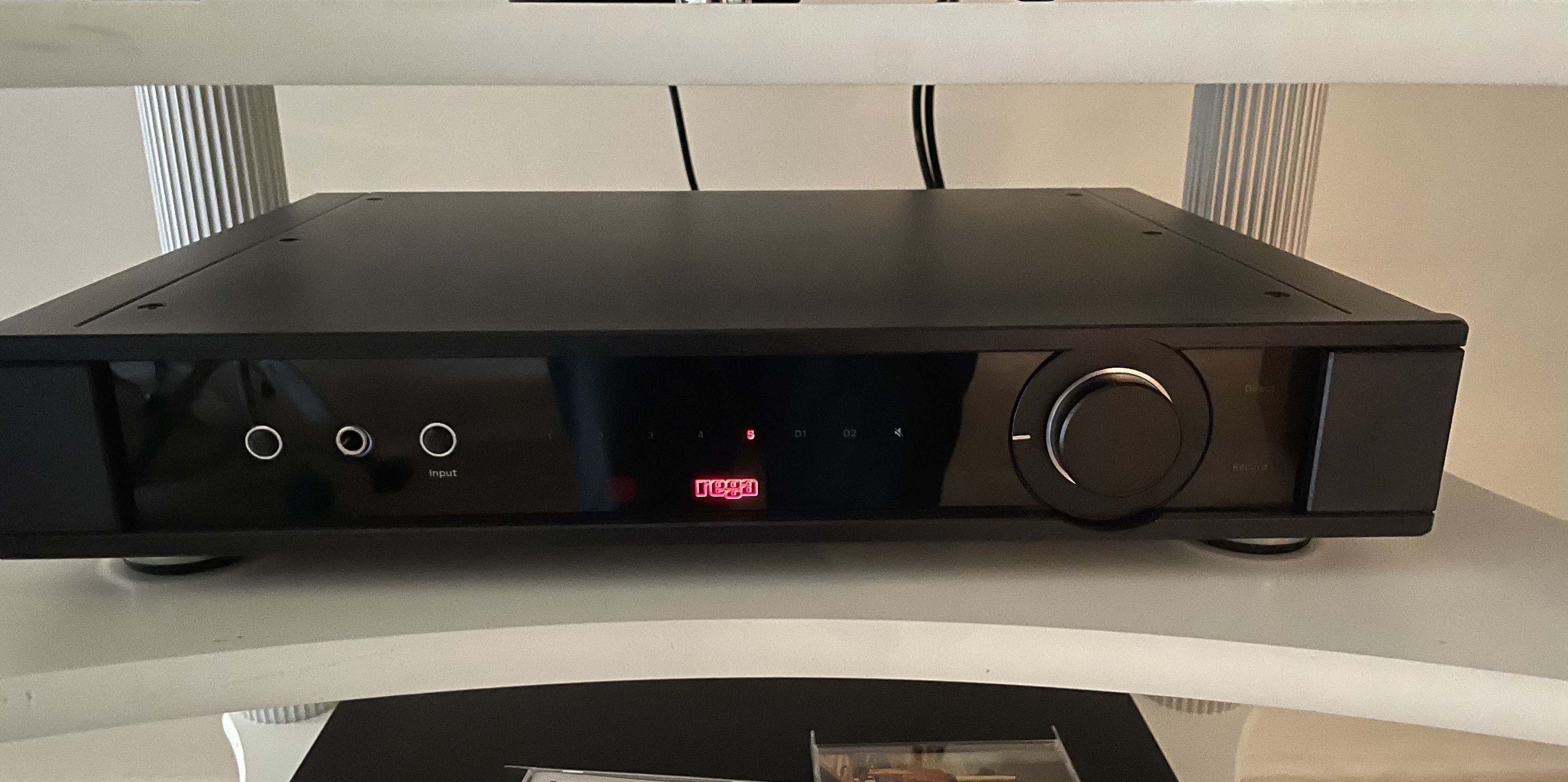 Rega Elicit MK5 Integrated amplifier (latest version) |﻿ Stereo, Home ...
