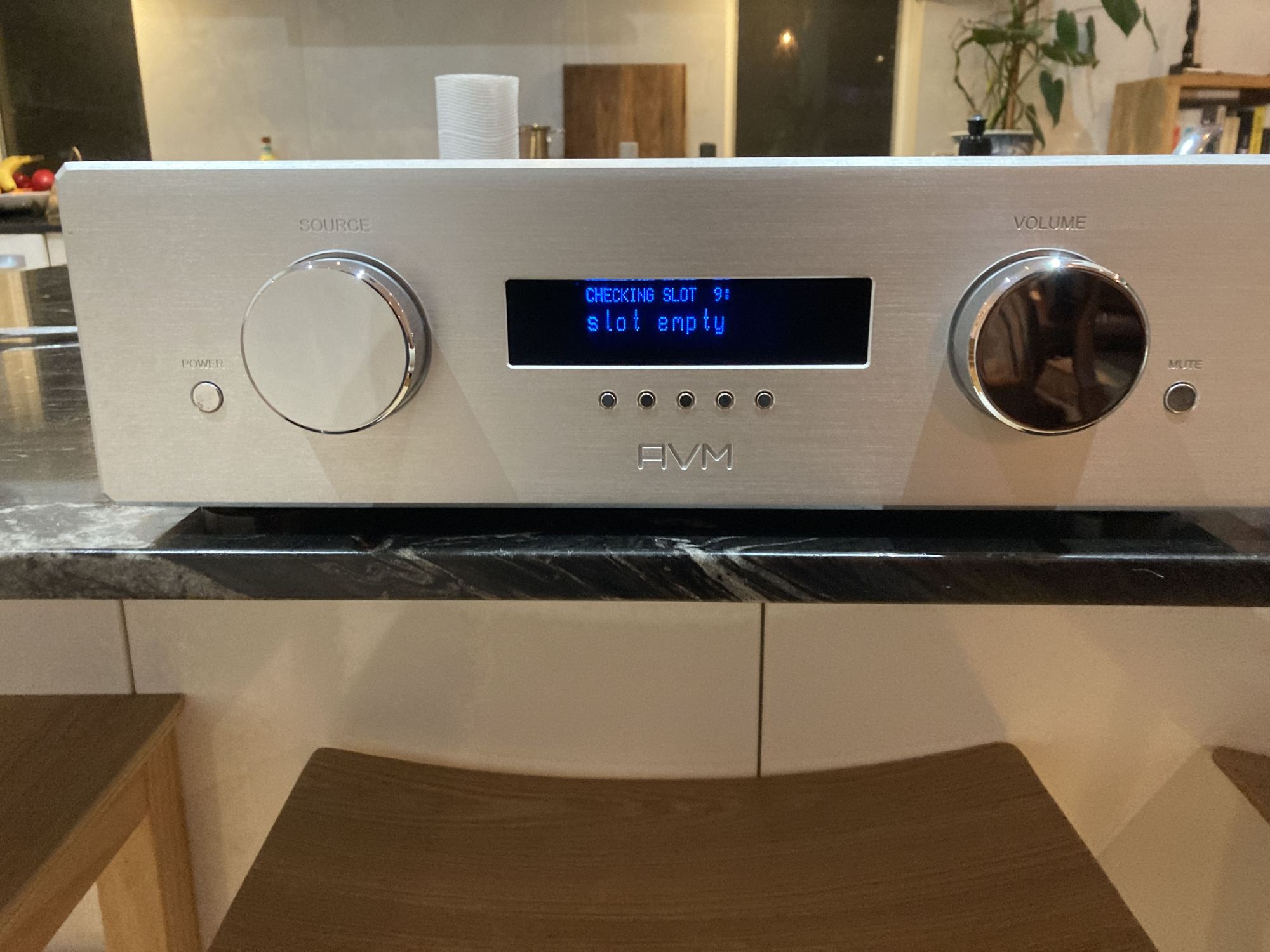 AVM Ovation 8.0 Pre amplifier- mint - Stereo, Home Cinema, Headphones Components - StereoNET