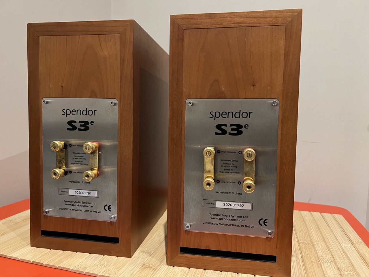 Spendor s3e Bookshelf Speakers - Stereo, Home Cinema, Headphones ...