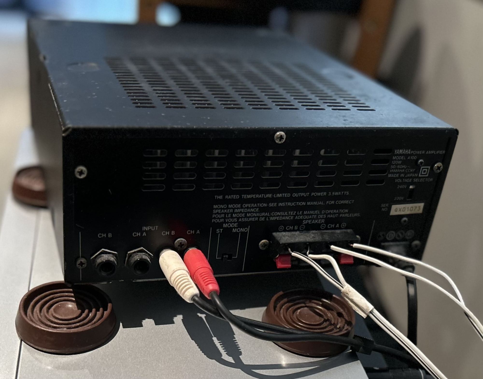 Yamaha power amplifier A100 - Stereo, Home Cinema, Headphones Components - StereoNET