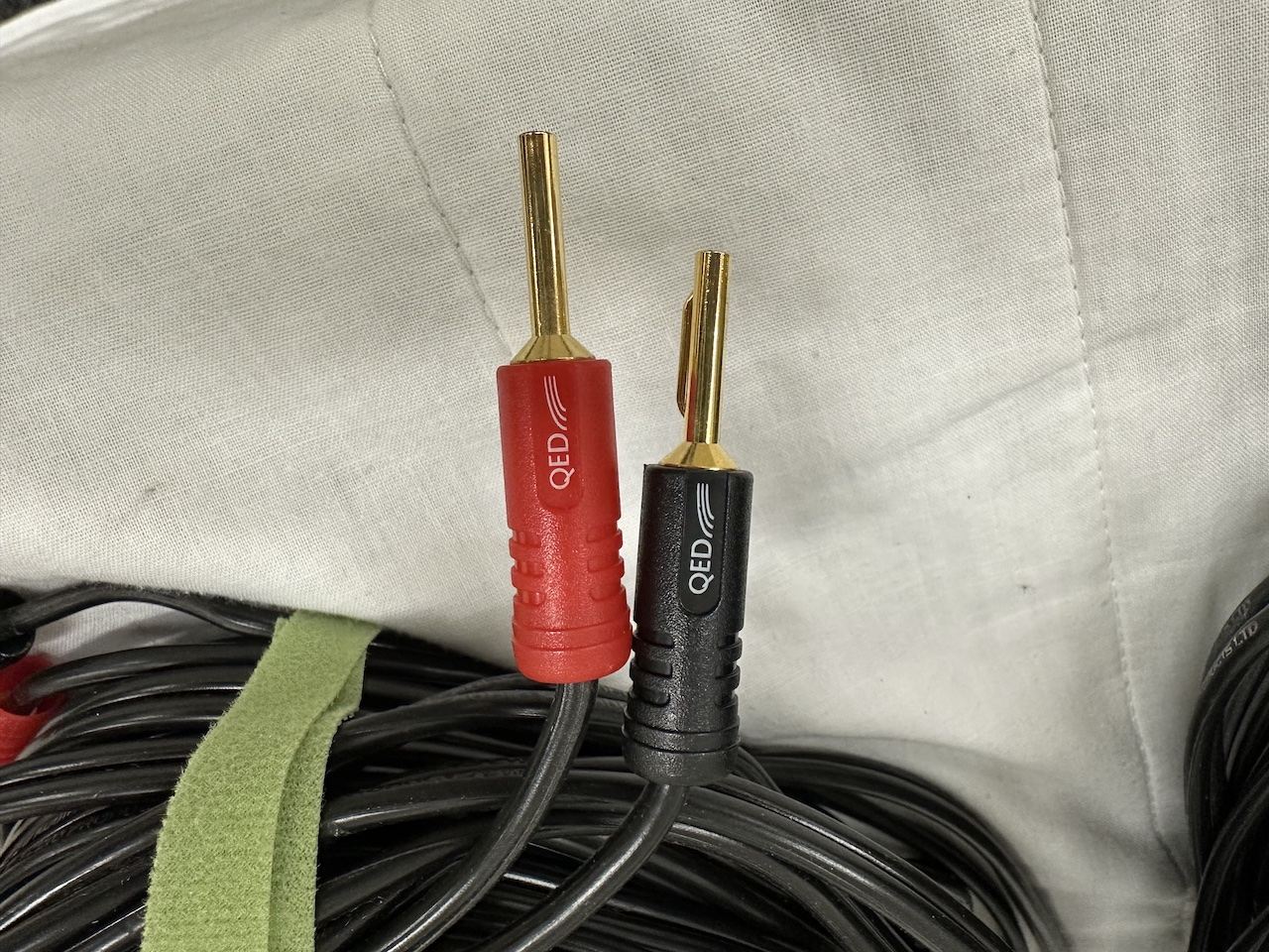 QED 79 Strand Speaker Cable 17m - Hi-Fi and Cinema Cables & Accessories ...