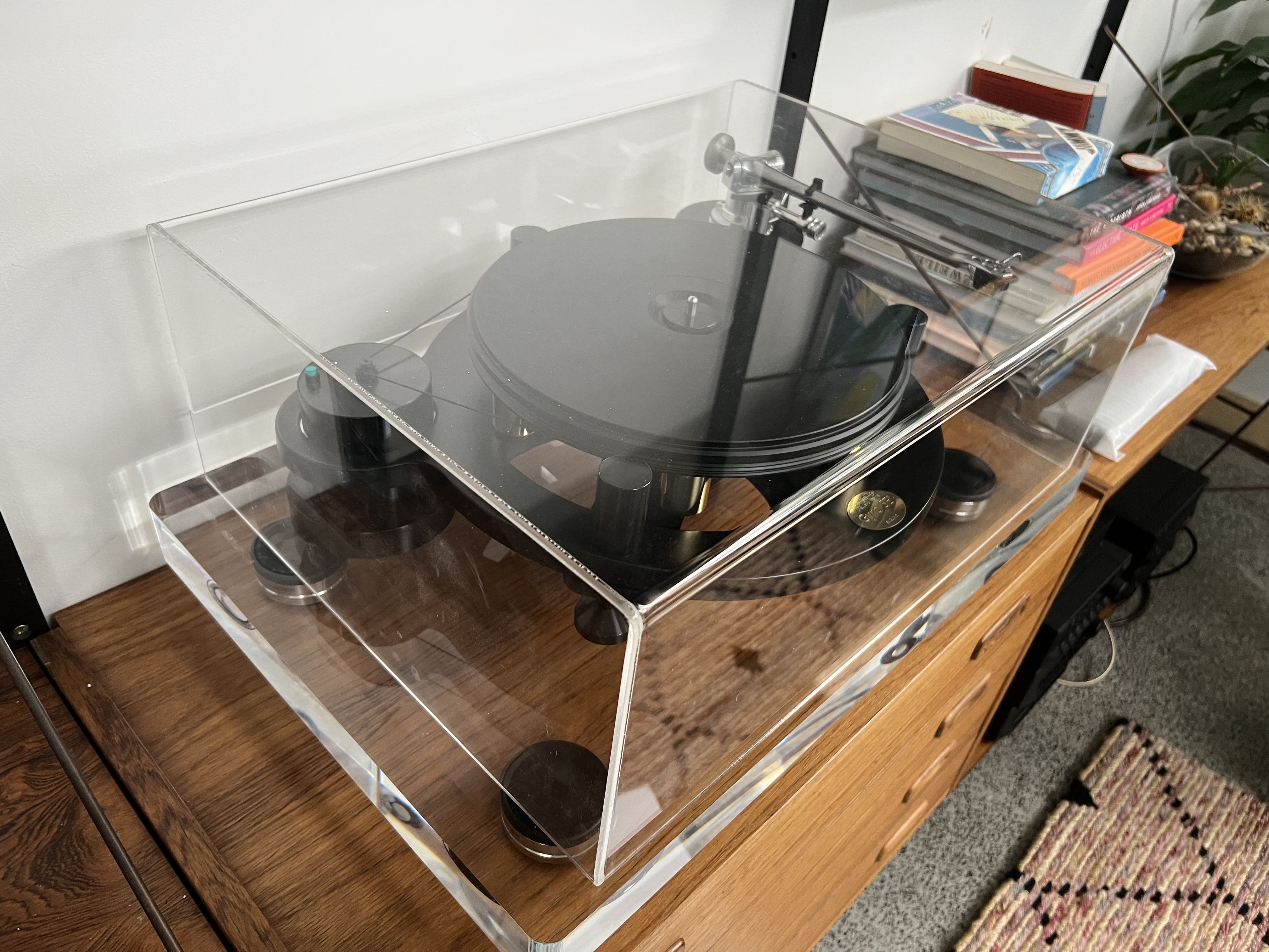 SOLD ELSEWHERE: Michell Gyro Dec SE and Rega RB2000 tonearm - Stereo ...
