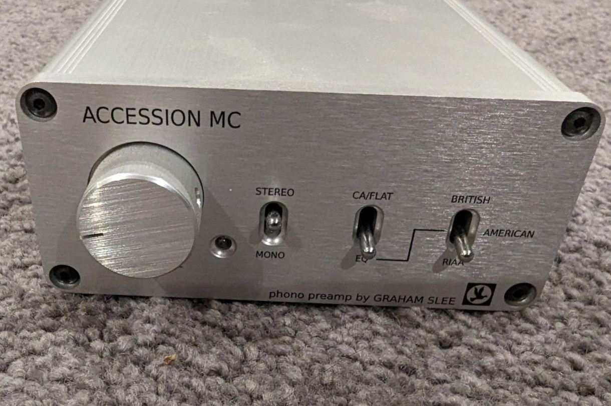 Graham Slee Accession MC Phono, Enigma PSU1 & Isotek Premier - Stereo ...