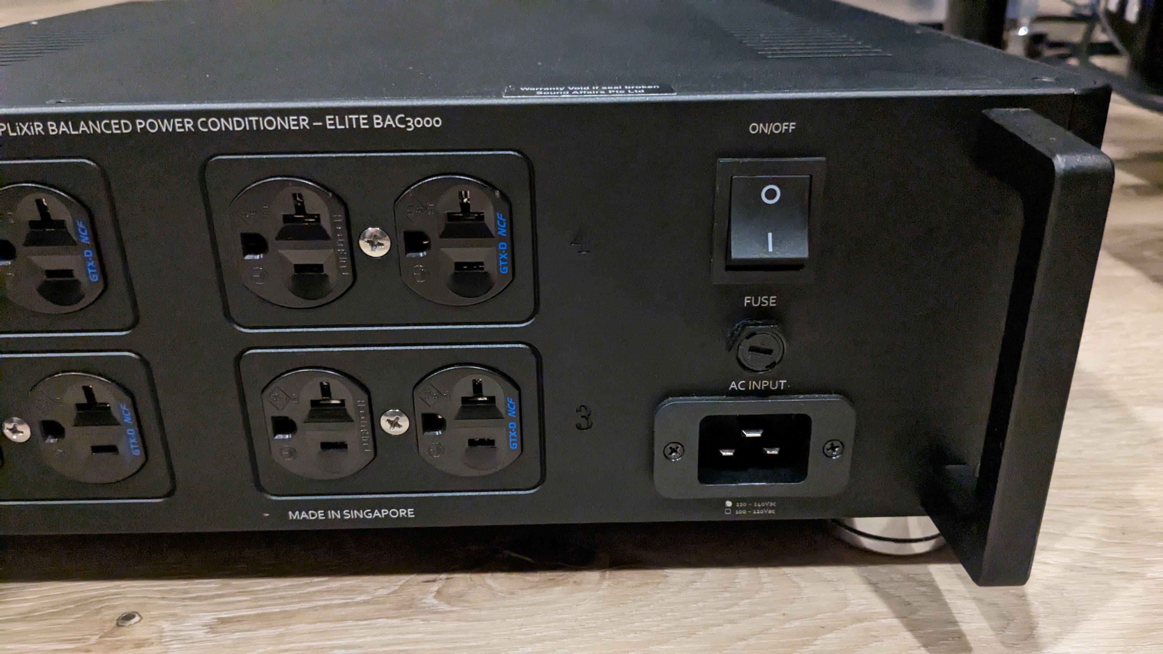 WITHDRAWN - PLiXiR Elite BAC 3000 power conditioner (240v) - Stereo ...