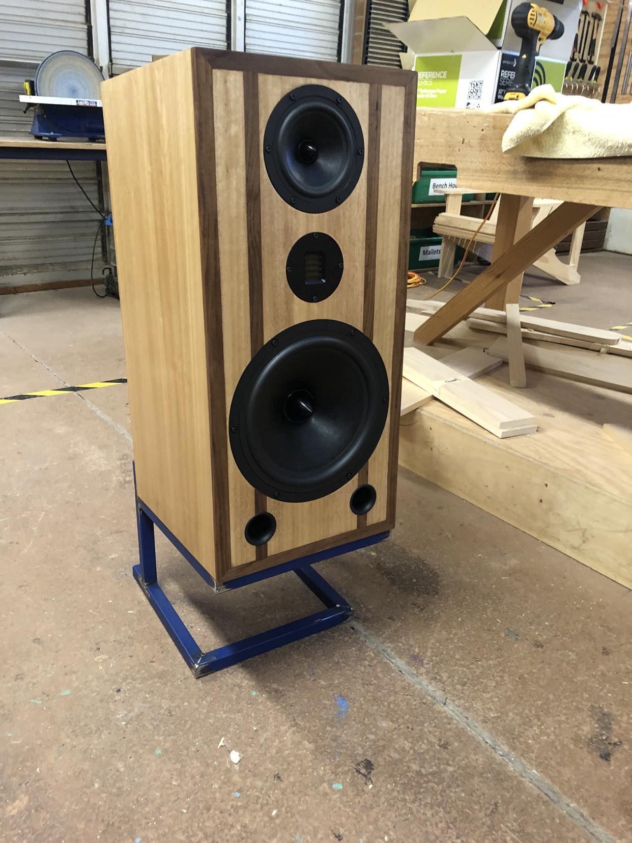 3-way monitor with 10 inch / 6 inch and Air-Motion Tweeter - DIY Audio ...