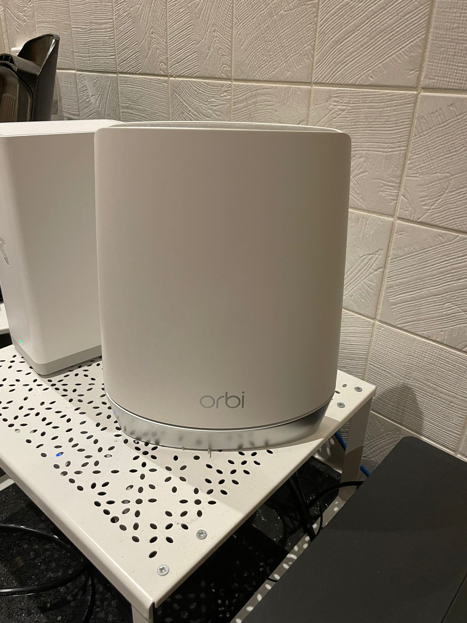NETGEAR Orbi AX4200 Tri-Band Wi-Fi 6 Mesh System (2 Pack) - Classifieds ...