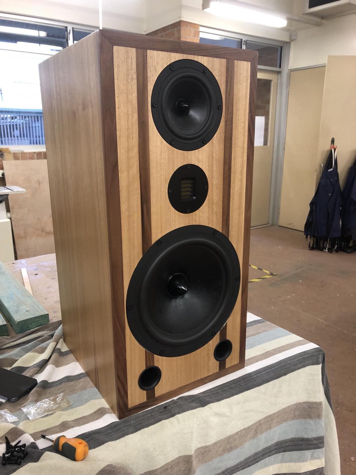 3-way monitor with 10 inch / 6 inch and Air-Motion Tweeter - DIY Audio ...