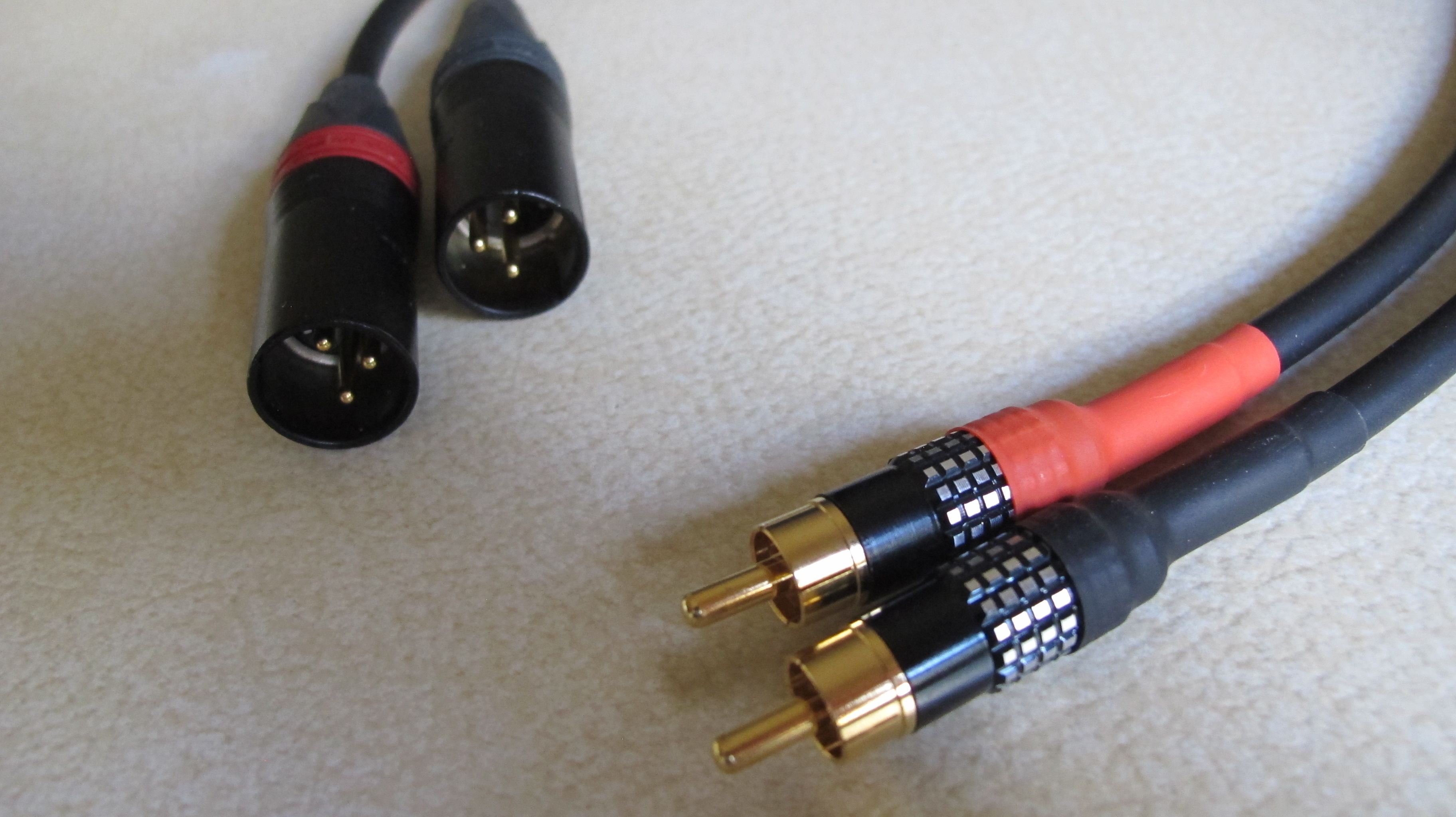 MOGAMI 2549 XLR TO RCA INTERCONNECT - Hi-Fi and Cinema Cables ...