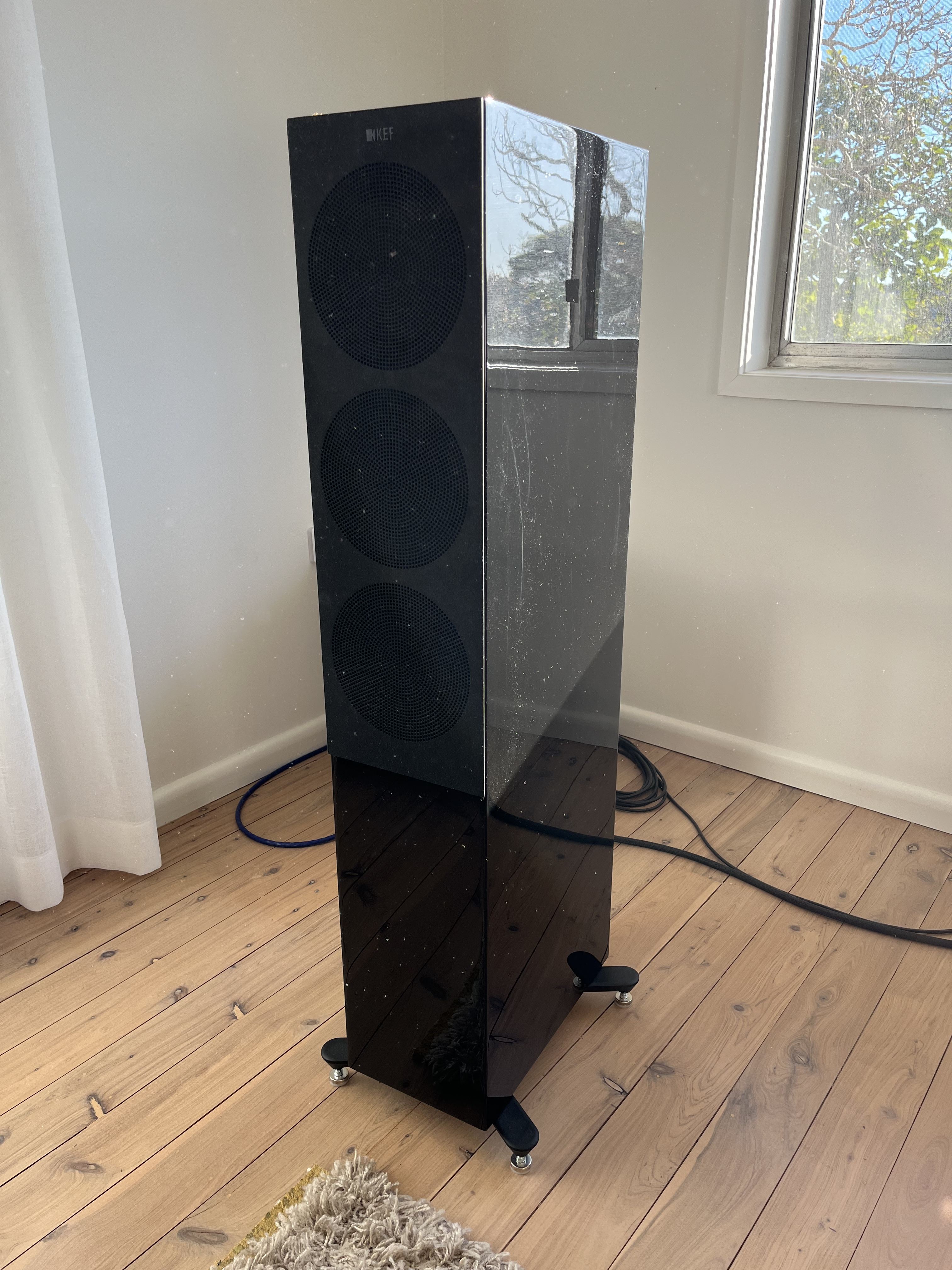 KEF R7 (Not Meta) - Stereo, Home Cinema, Headphones Components - StereoNET