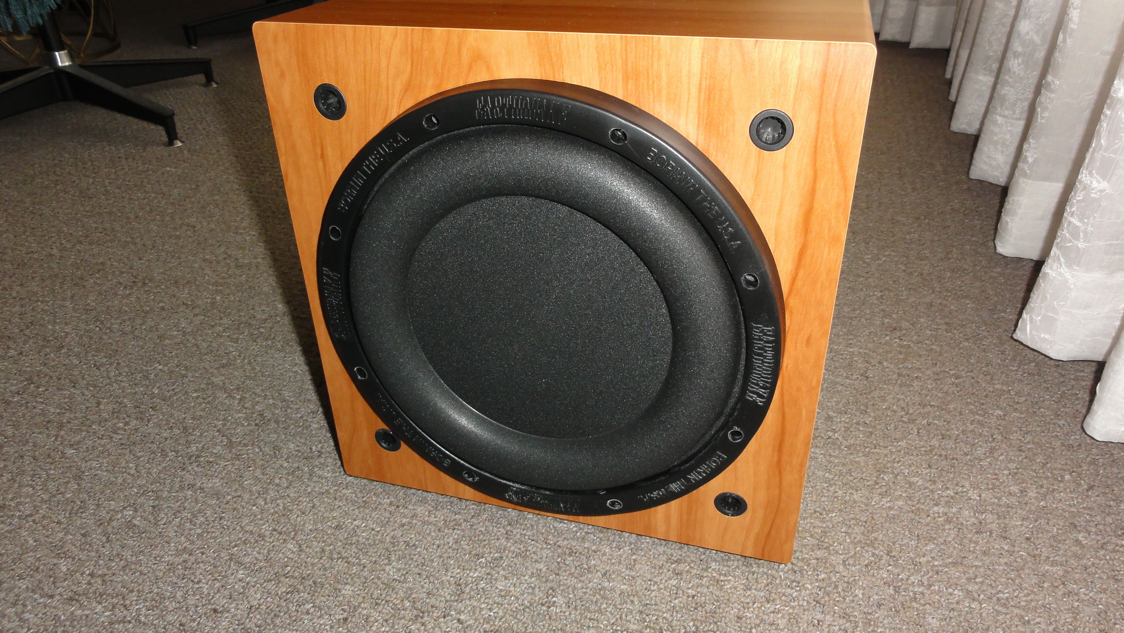 Earthquake SUPER NOVA powered 10" subwoofer - Stereo, Home Cinema ...