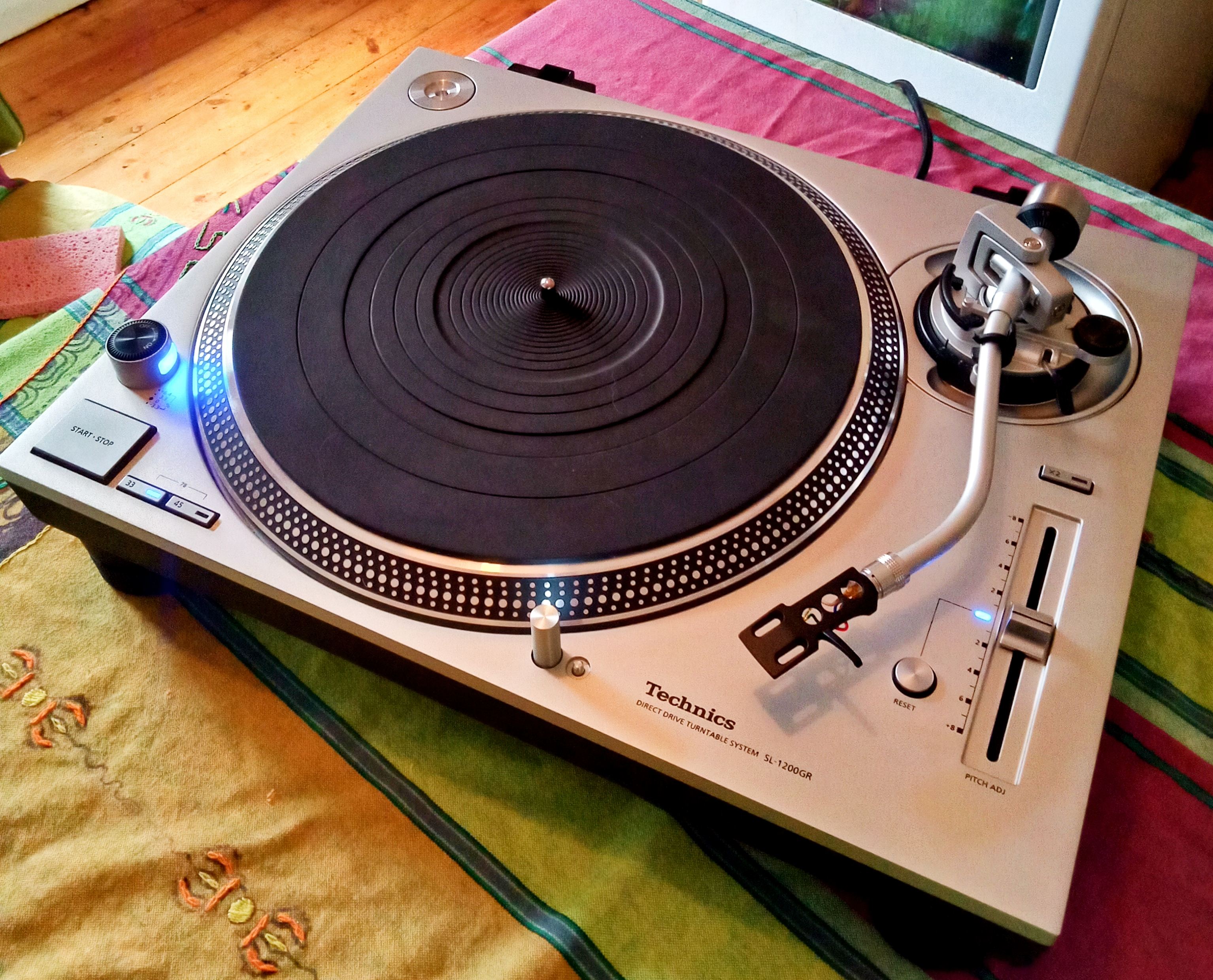 Technics SL 1200 GR turntable - Stereo, Home Cinema, Headphones ...