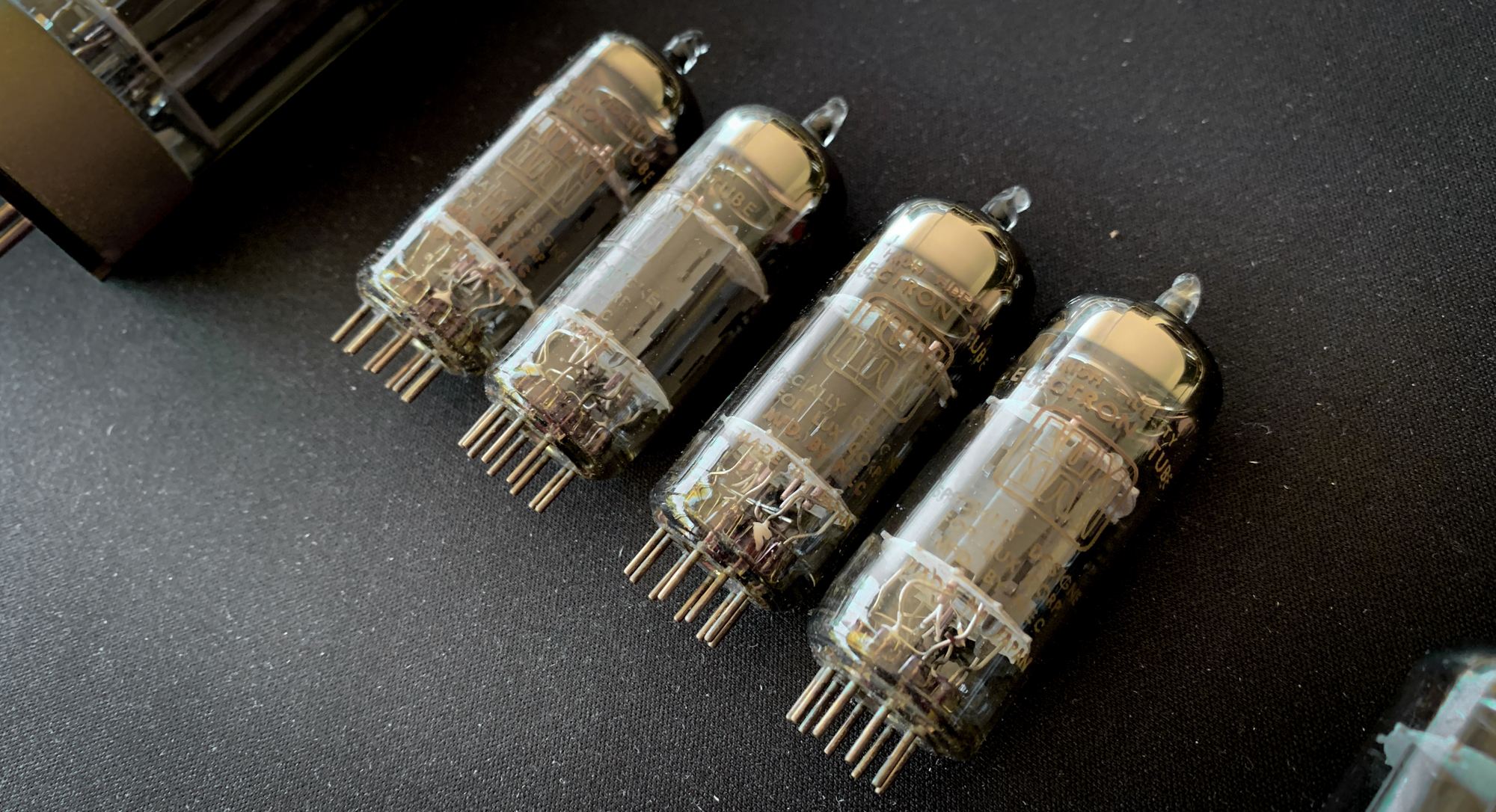 Luxkit A3000 (Luxman MB-3045) Monoblock Tube Amplifiers. - Aussie Audio ...